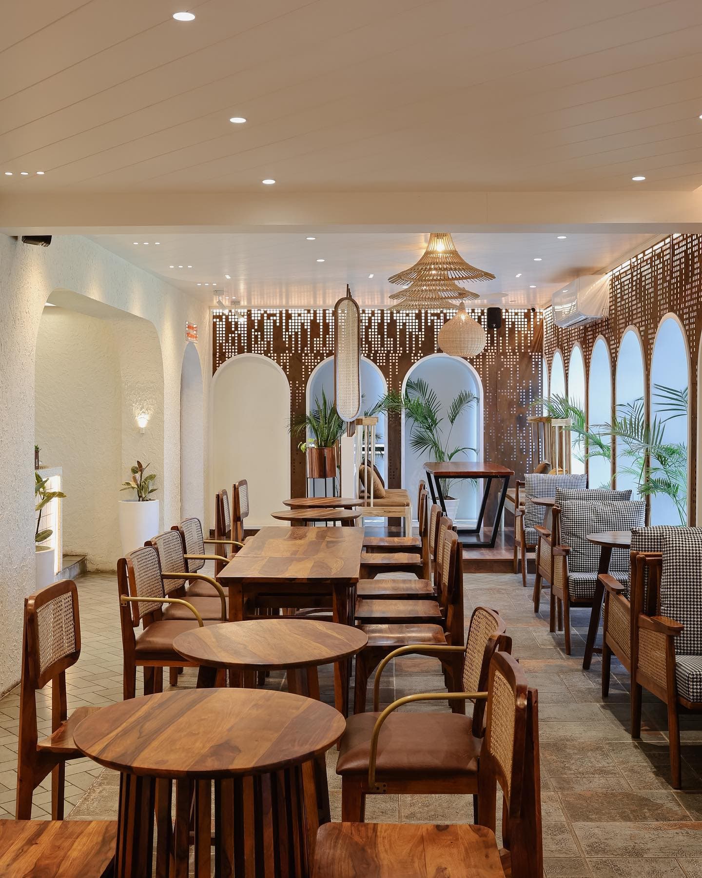 801 Speciality Coffee & More, Katargam, Surat | Zomato