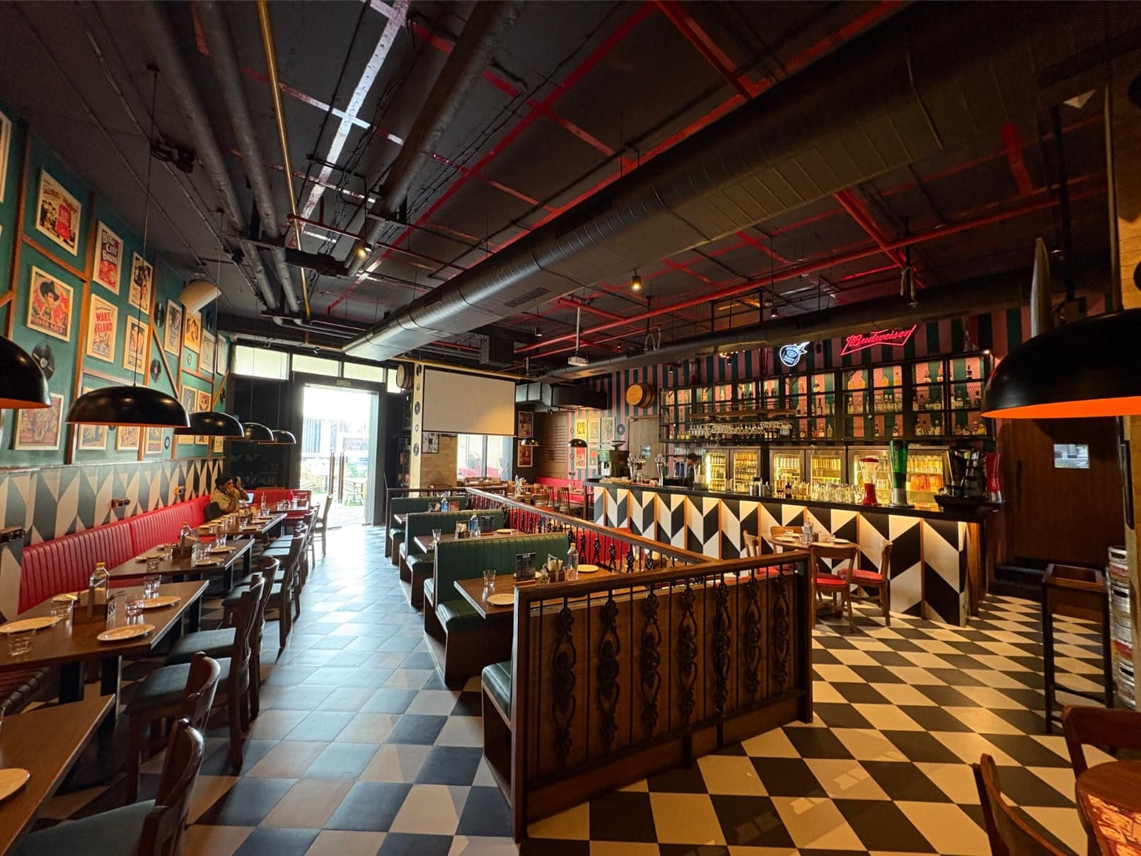 Pop Tate's, Magarpatta, Pune | Zomato