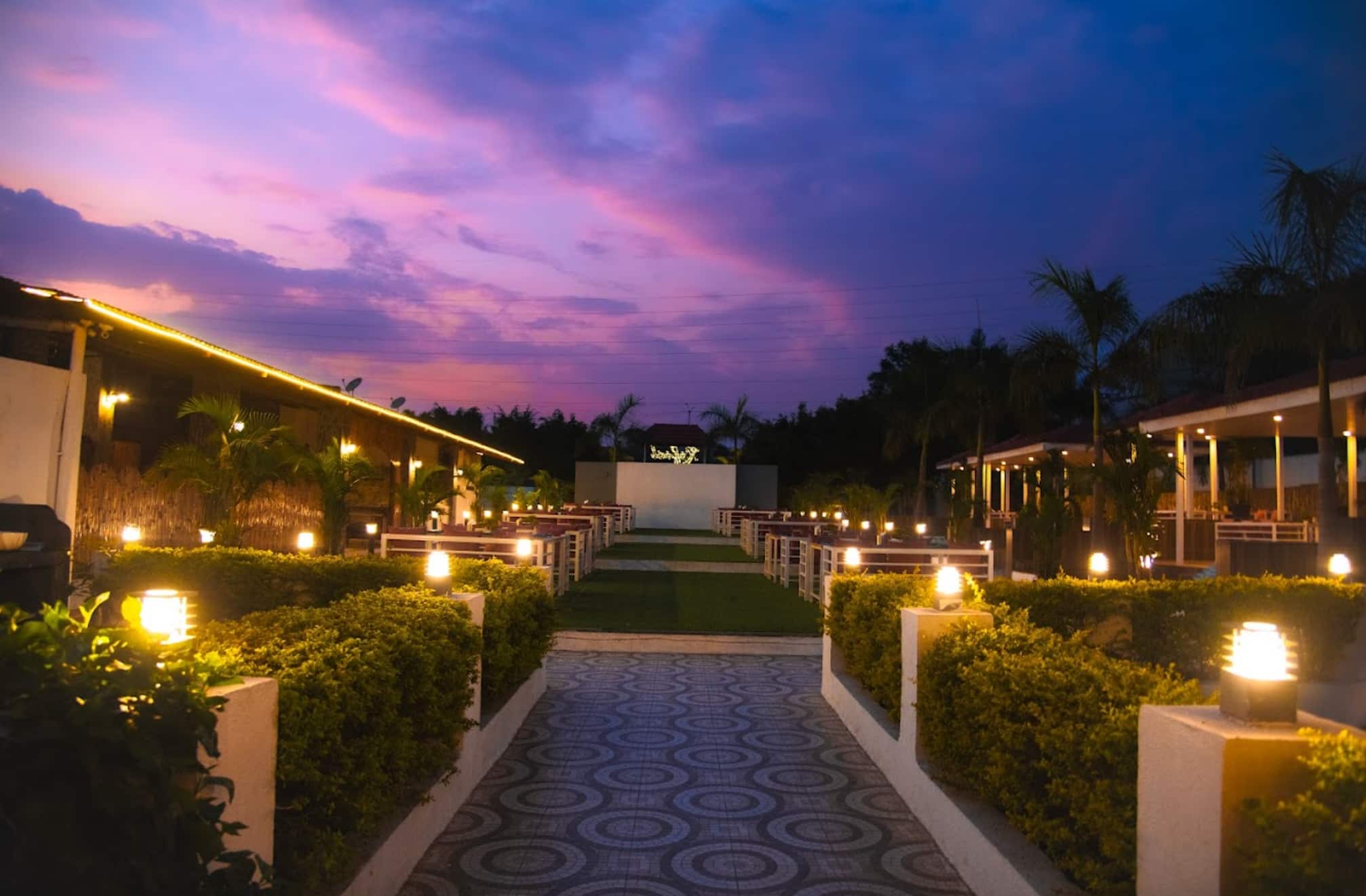 Refeel Resto & Bar, Talegaon, Pune | Zomato