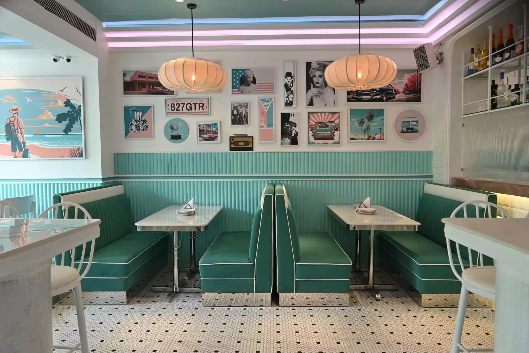 Pour Over, Khan Market, New Delhi | Zomato