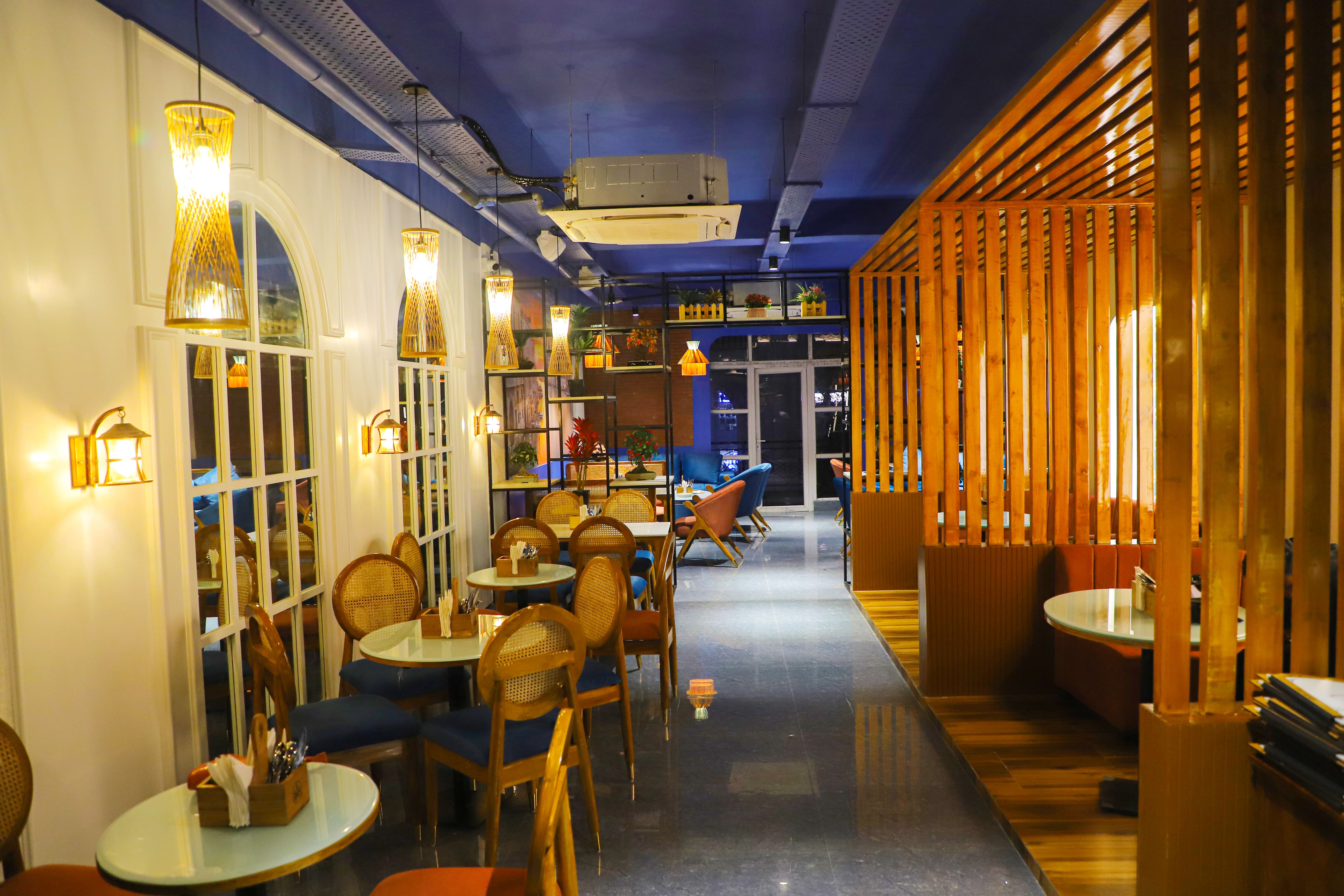 Cafe De Stella, Bhataula Village order online - Zomato
