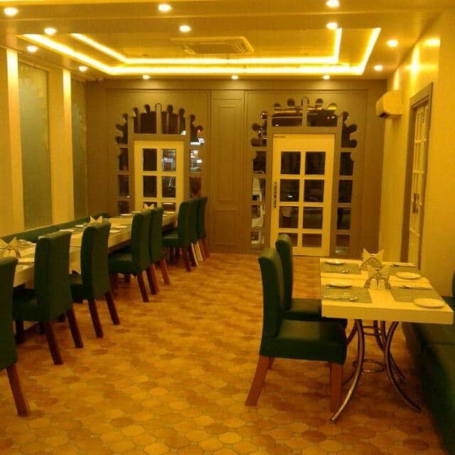Taj Mahal Restaurant, Tajganj, Agra | Zomato