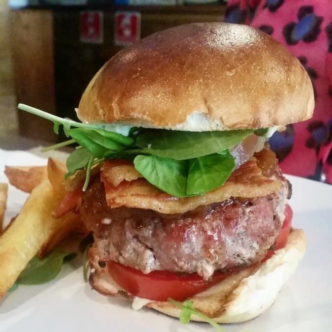 12 Burger & Bistro Menu, Menu de 12 Burger & Bistro, Pinheiros, São ...