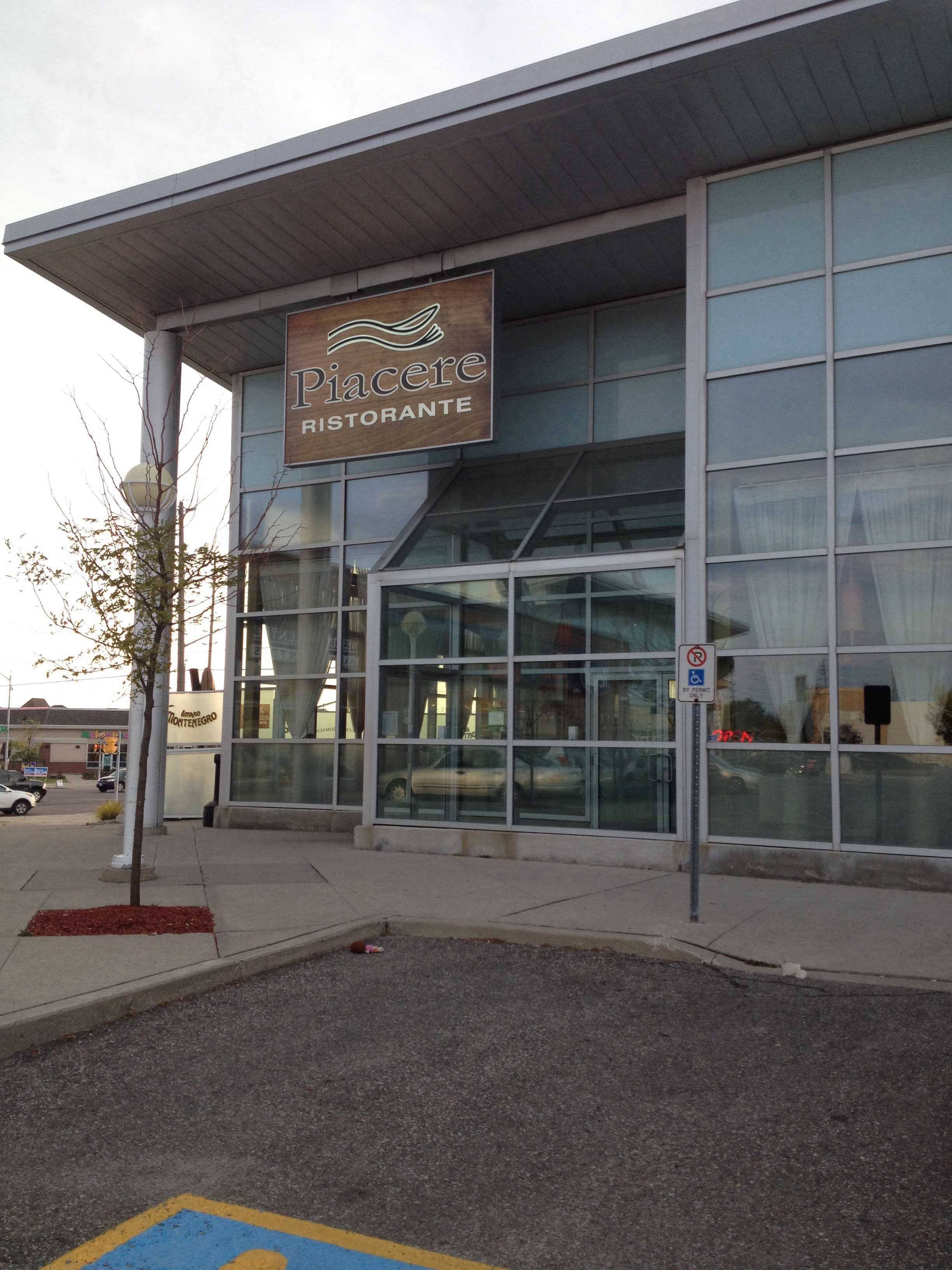 Piacere Ristorante, Woodbridge, Toronto