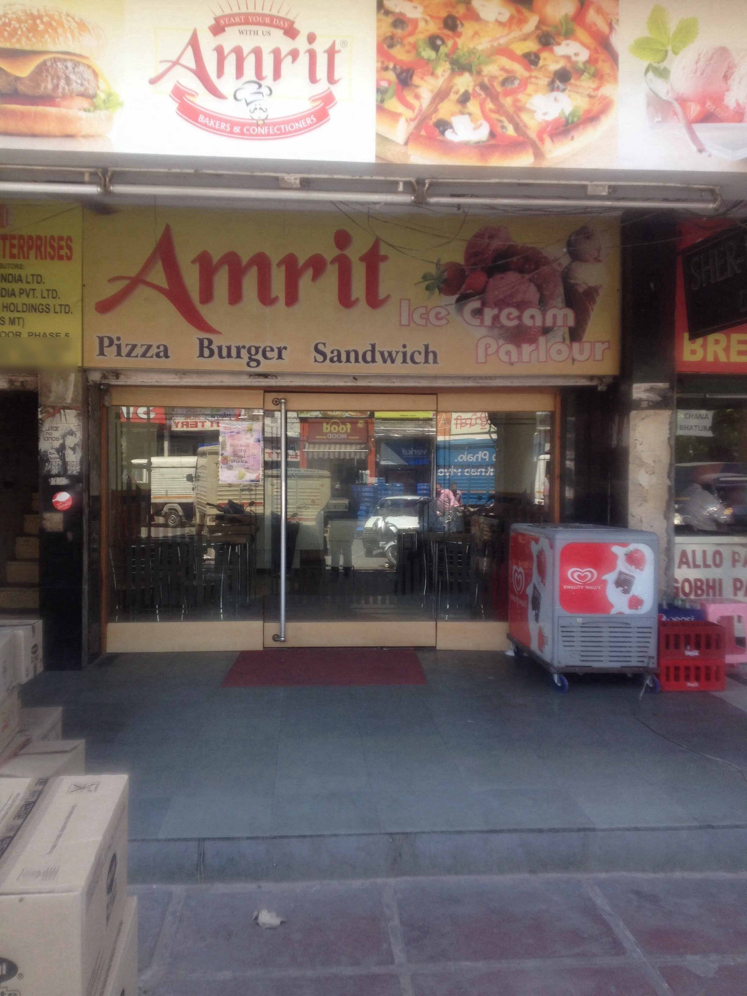 Amrit Ice Cream Parlour, Phase 5, Mohali