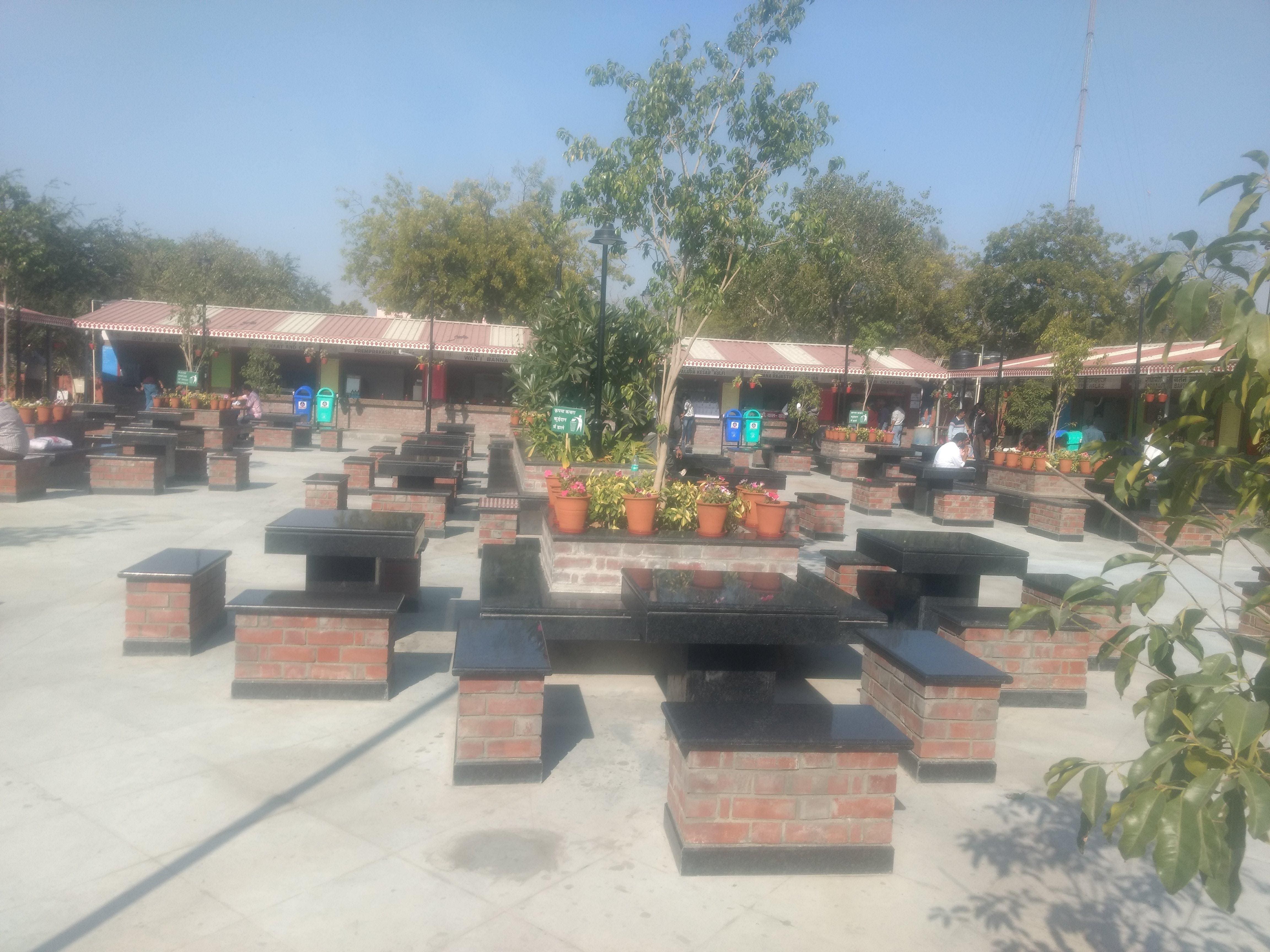 Mahaveer Rabri Bhandar, Adarsh Nagar, Jaipur