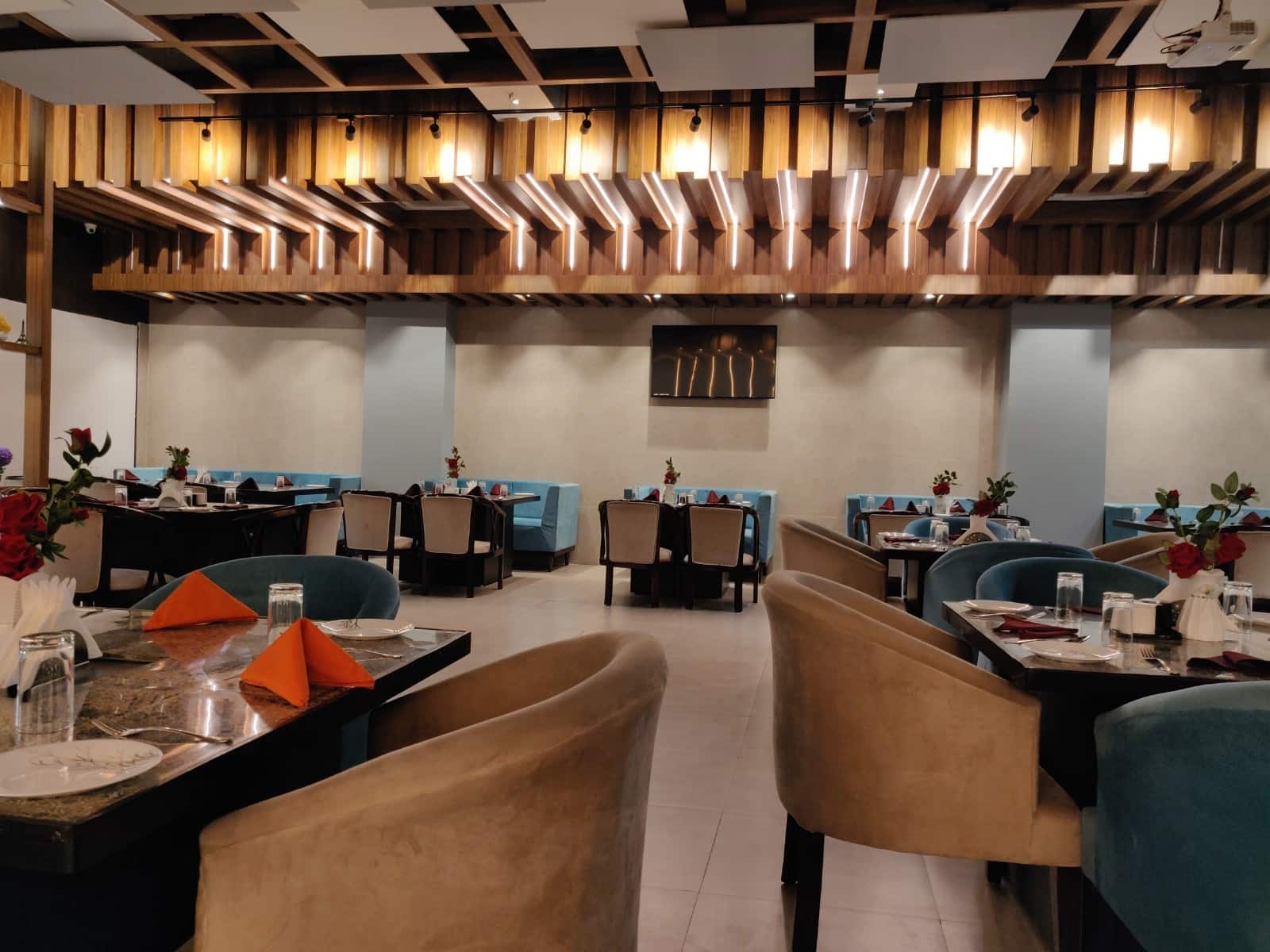 Raffles Multi Cuisine Restaurant, Korba Locality order online - Zomato