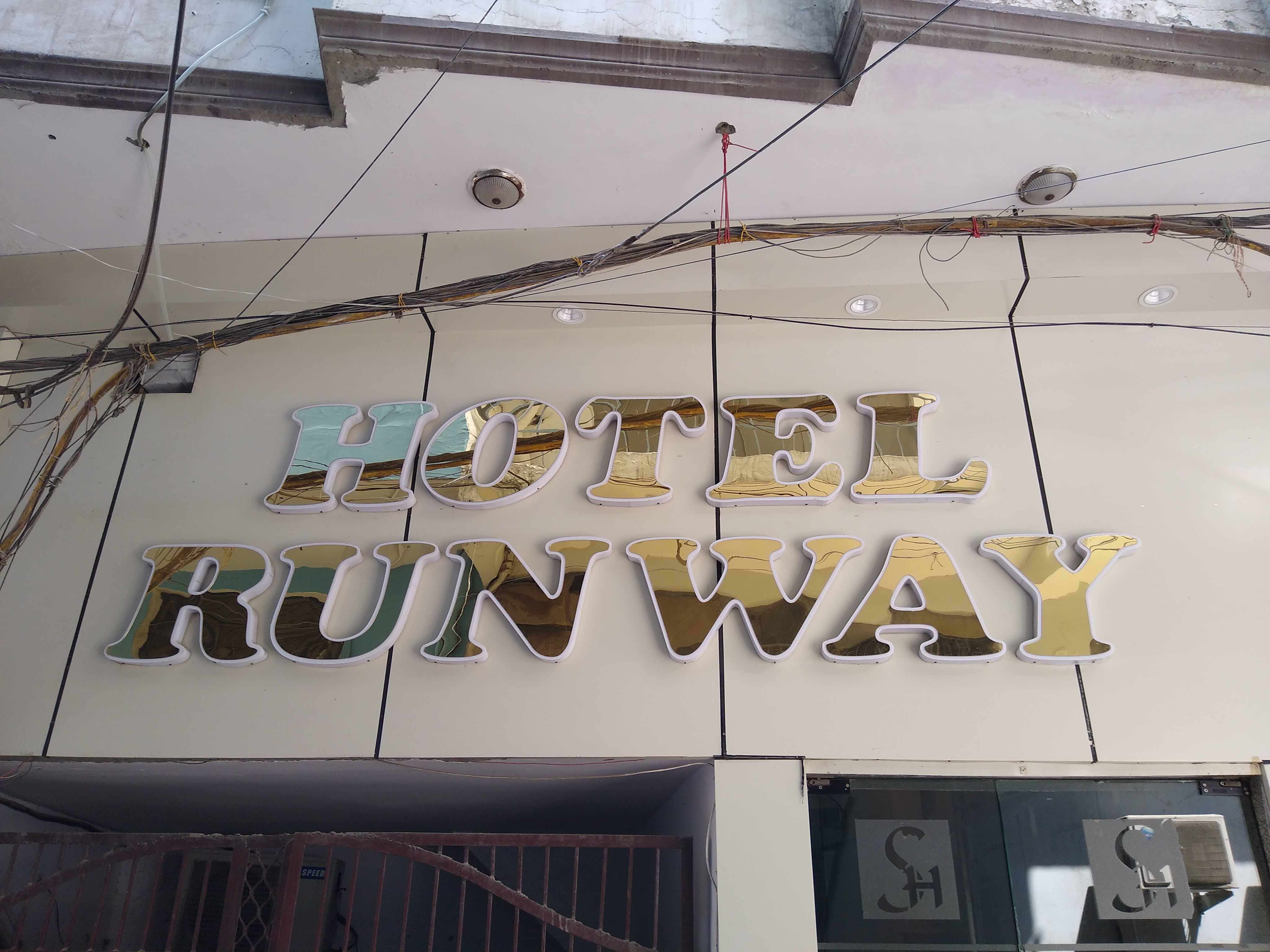 Hotel Runway, Mahipalpur, New Delhi | Zomato
