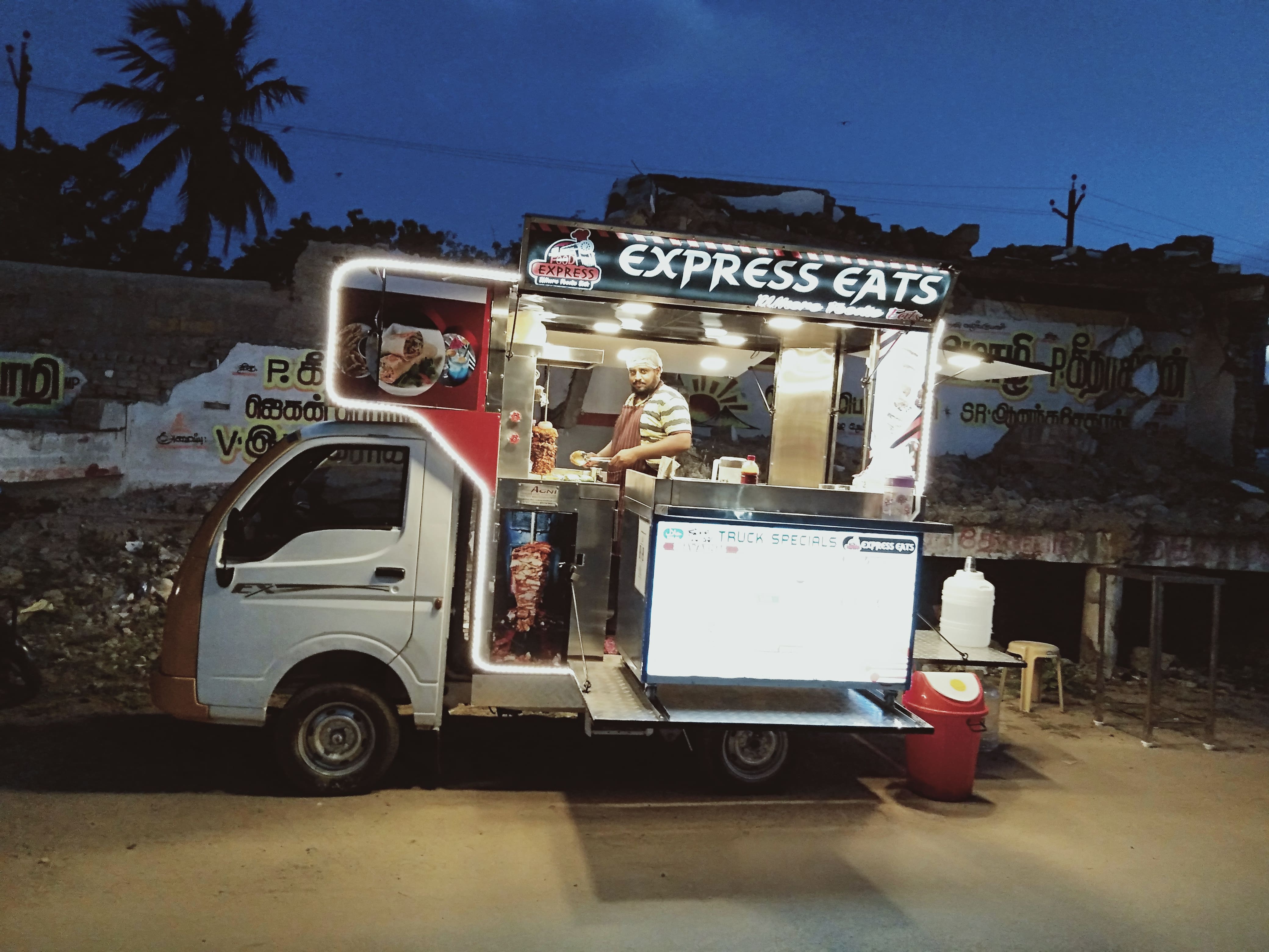 Express Eats, Thoothukudi Locality order online - Zomato