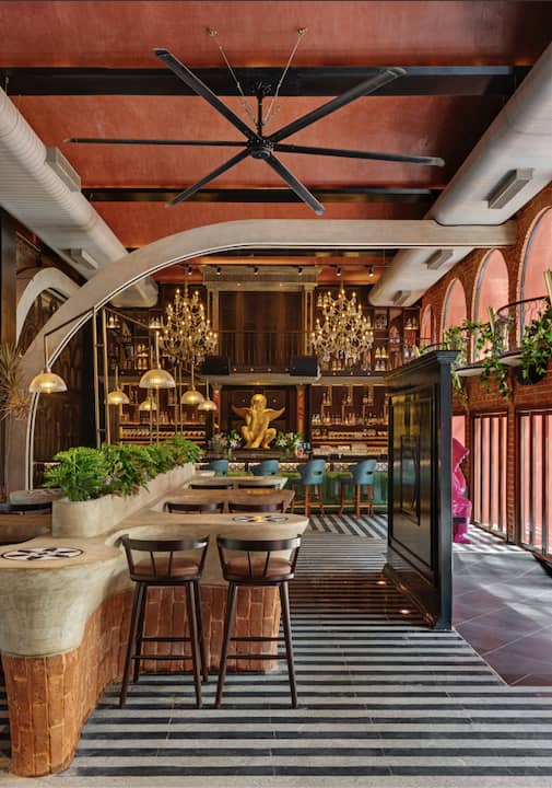 Suzy Q By 1522 Photos, Pictures of Suzy Q By 1522, Cunningham Road ...