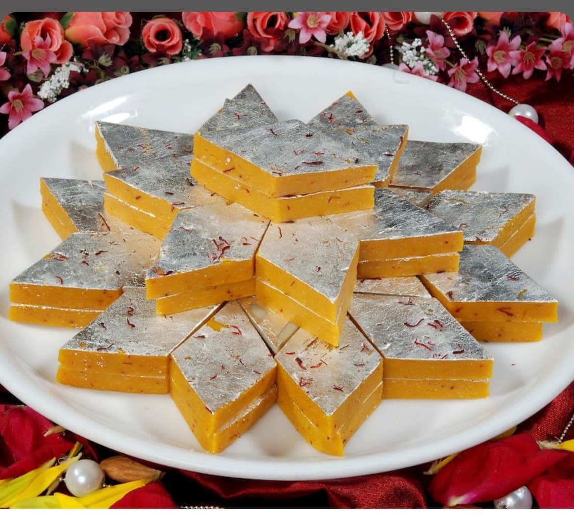 Photos of Ambika Sweets & Farsan Mart, Pictures of Ambika Sweets ...