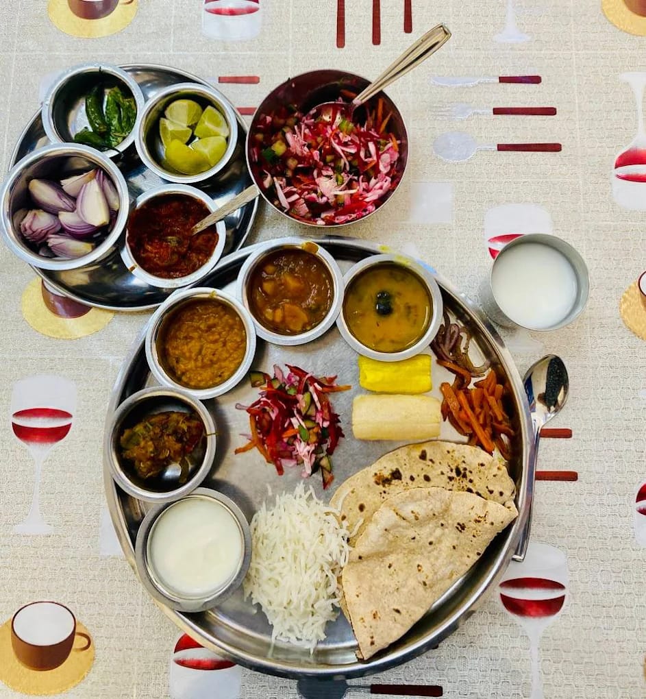 Geetar Restaurant, Al Ghuwair, Sharjah | Zomato