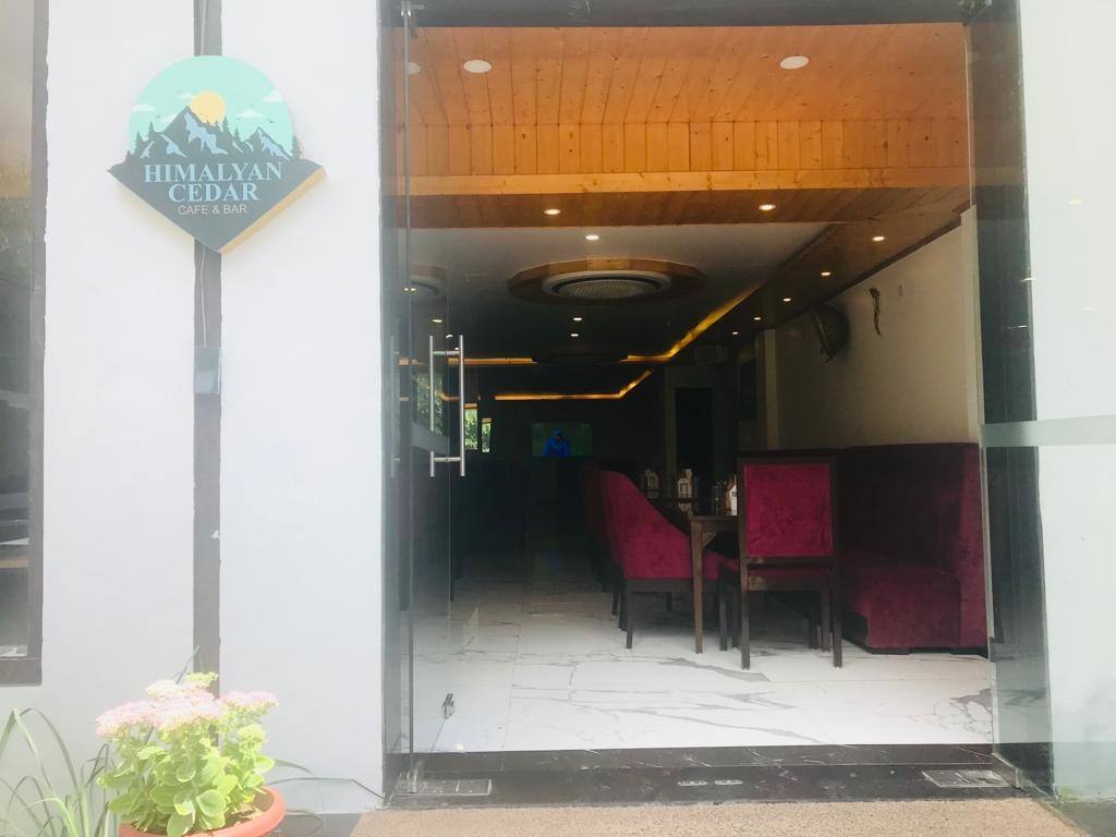 Himalayan Cedar Cafe And Bar, Kullu, Manali