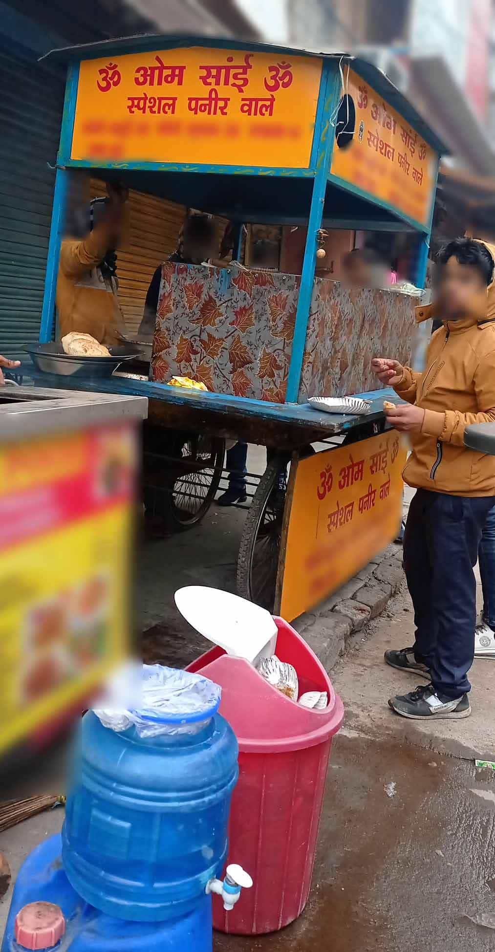 Om Sai Special Paneer Wale, East of Kailash, New Delhi | Zomato