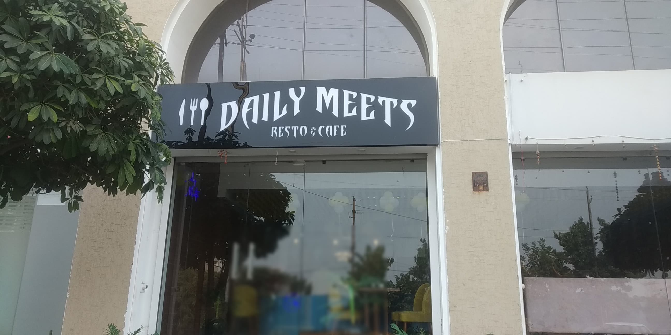 Daily Meets Resto Cafe, Gulmohar City, Gwalior