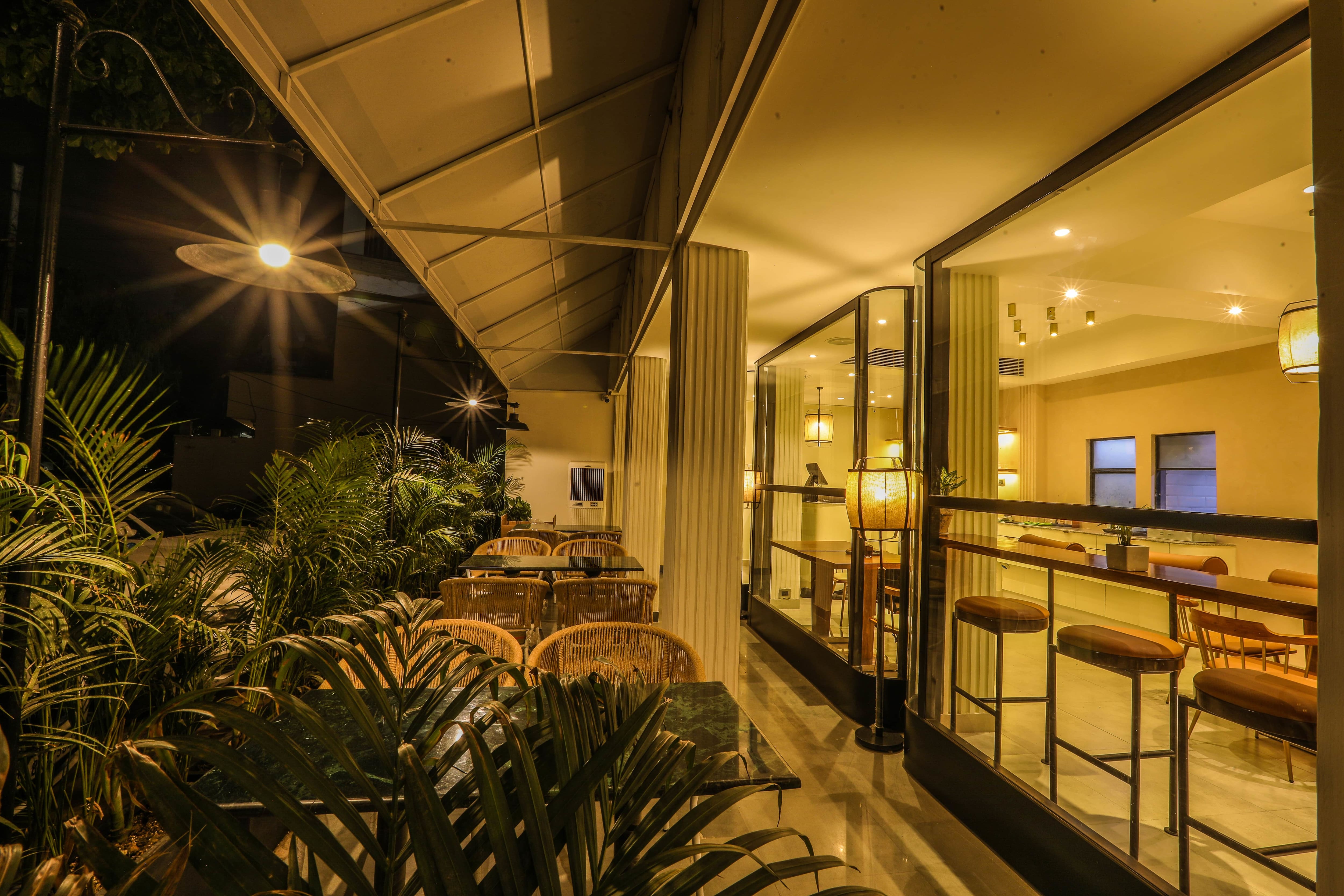 Delilah's Cafe, Karkardooma, New Delhi | Zomato