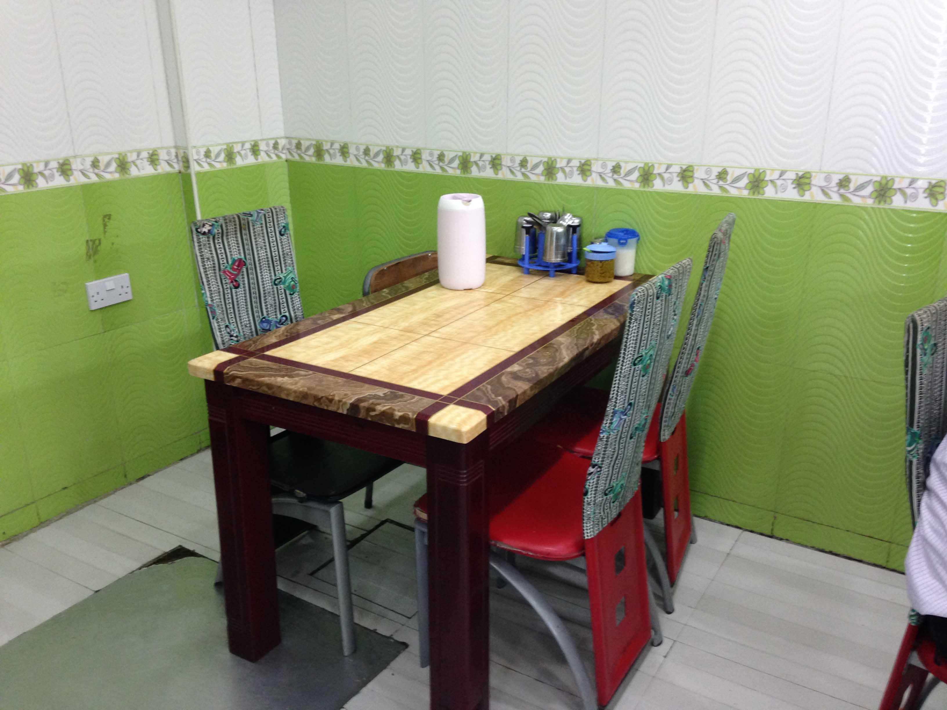 Honeyz Fast Food, Meena Bazaar, Dubai | Zomato
