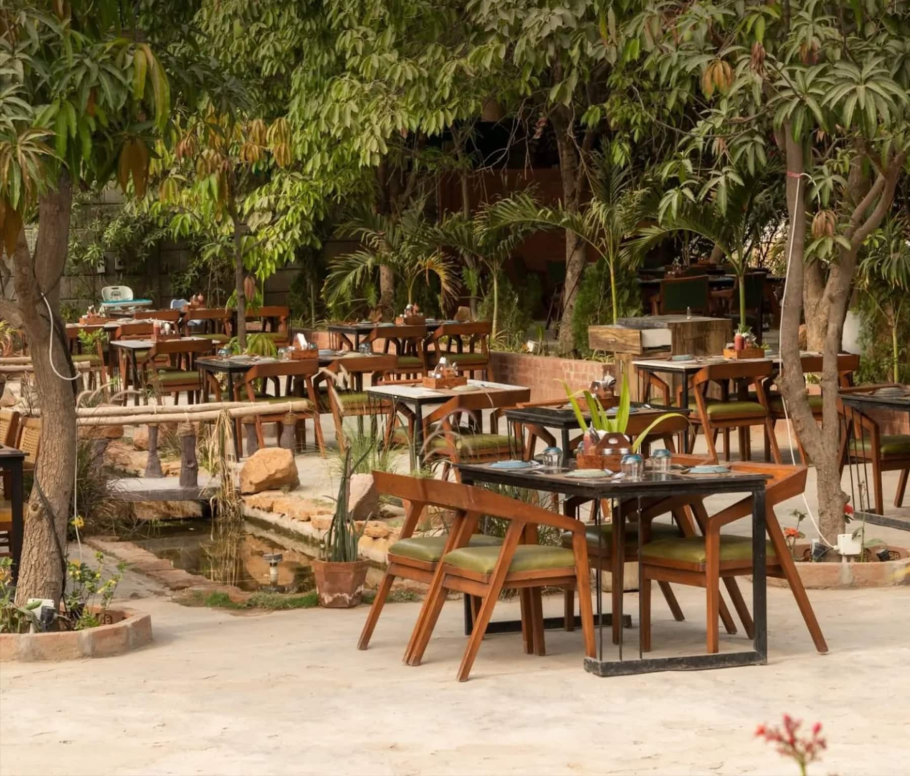 Book table and online reservation at Merasa, Bopal, Ahmedabad