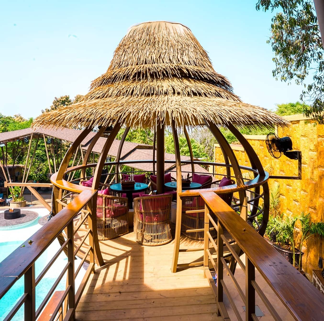 Diaz Pool Club & Bar, Anjuna, Goa | Zomato