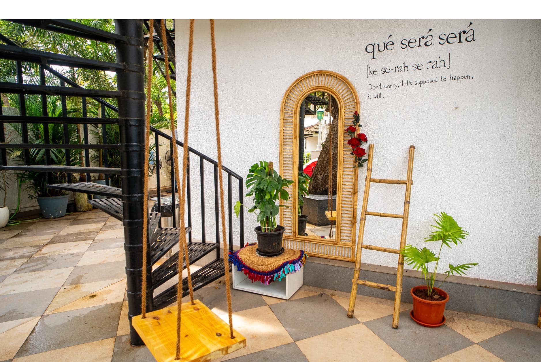 Book table and online reservation at Paz Goa, Anjuna, Goa