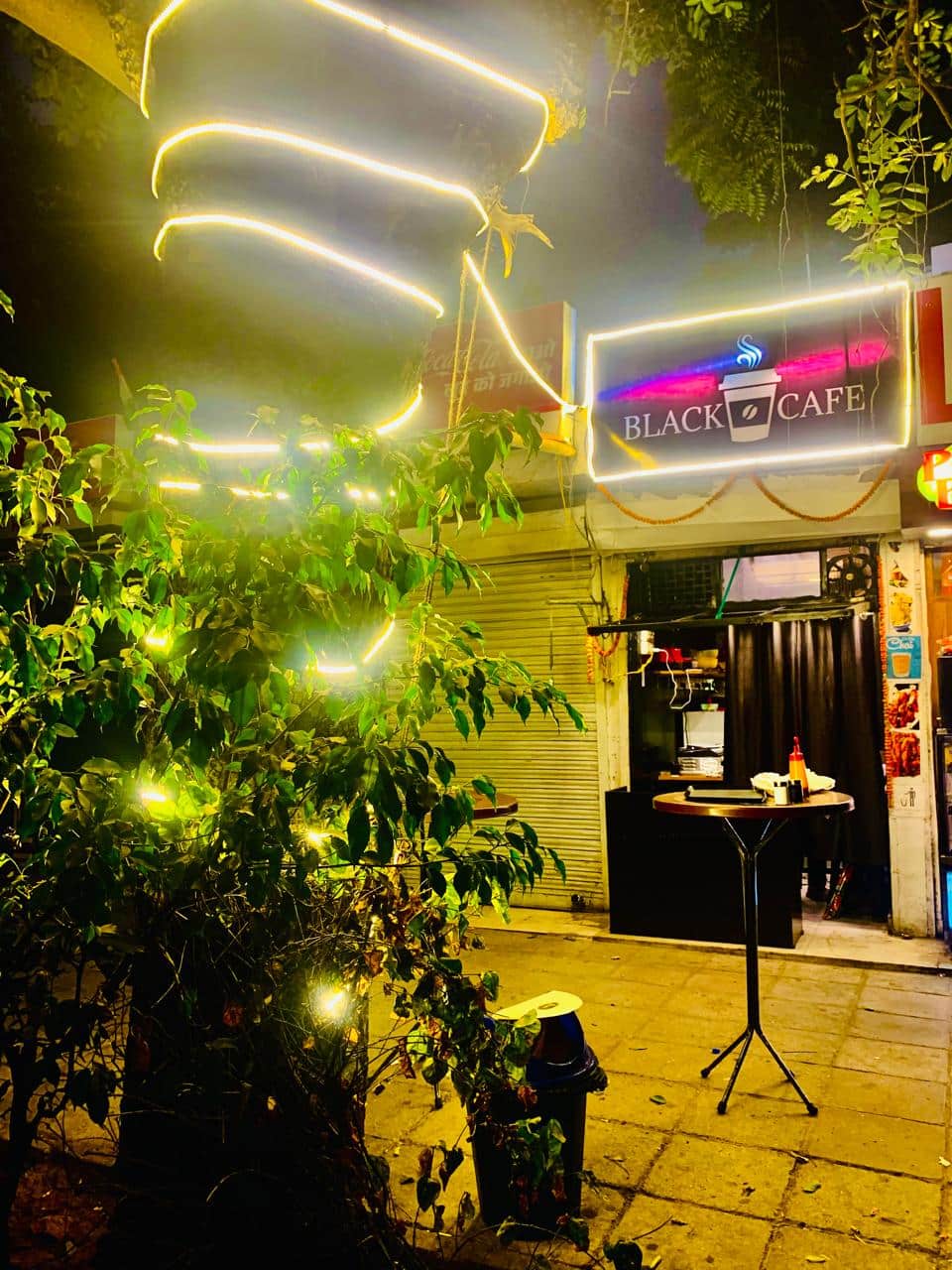 Black Cafe, Moti Bagh, New Delhi | Zomato