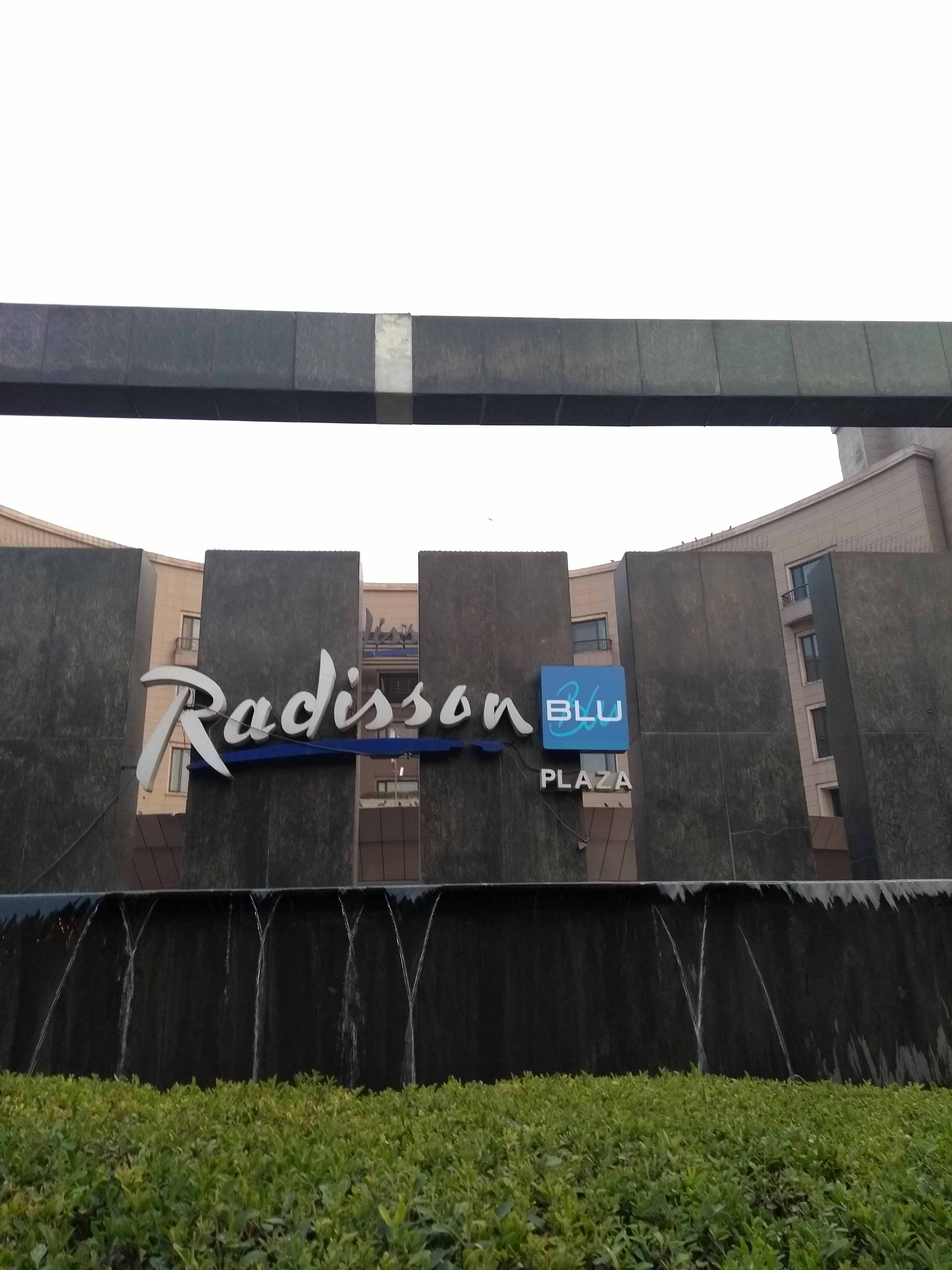 The Pastry Shop - Radisson Blu Plaza Delhi Airport, Mahipalpur, New ...