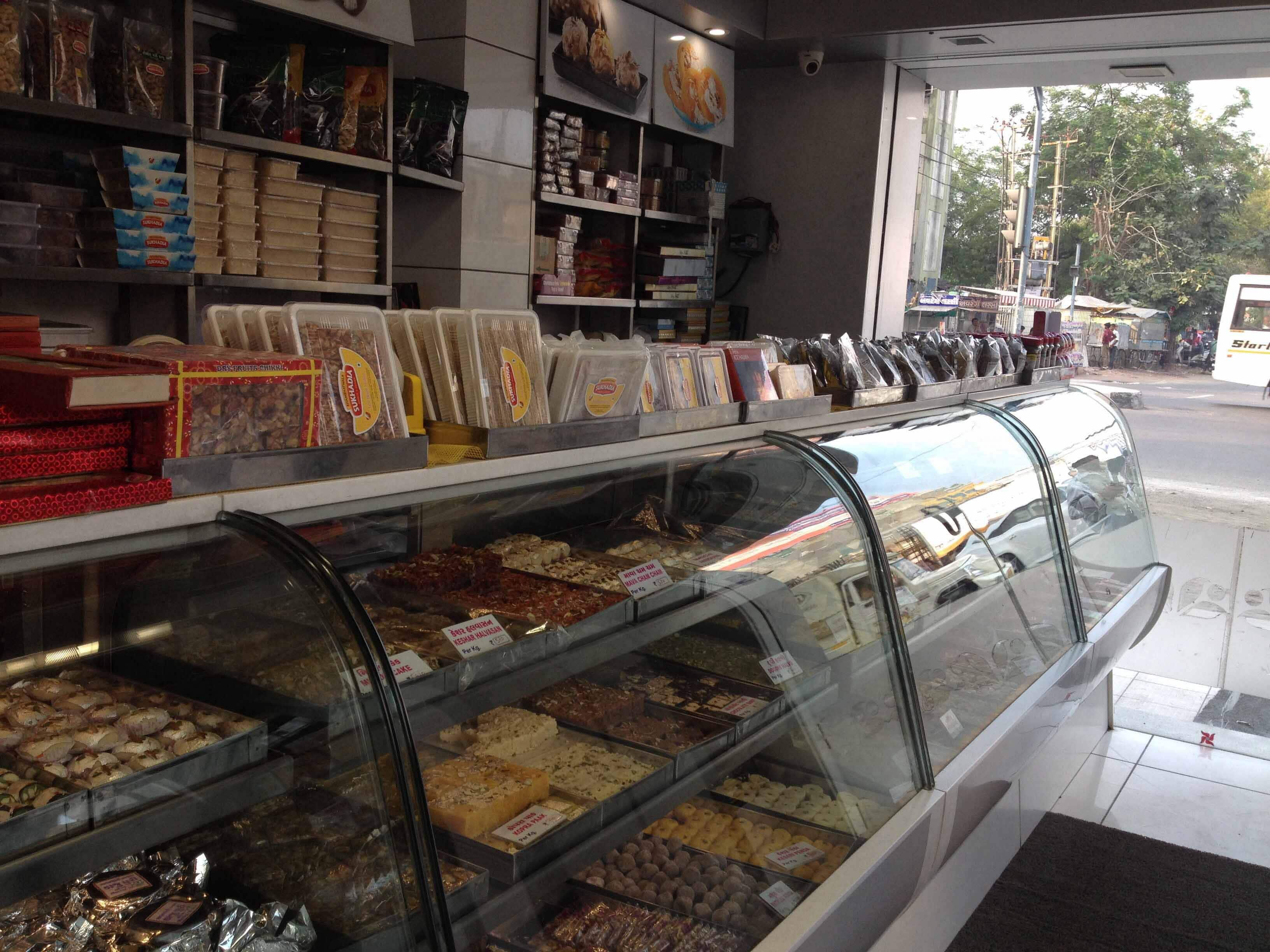 Sukhadia Sweets & Snacks, Alkapuri order online - Zomato