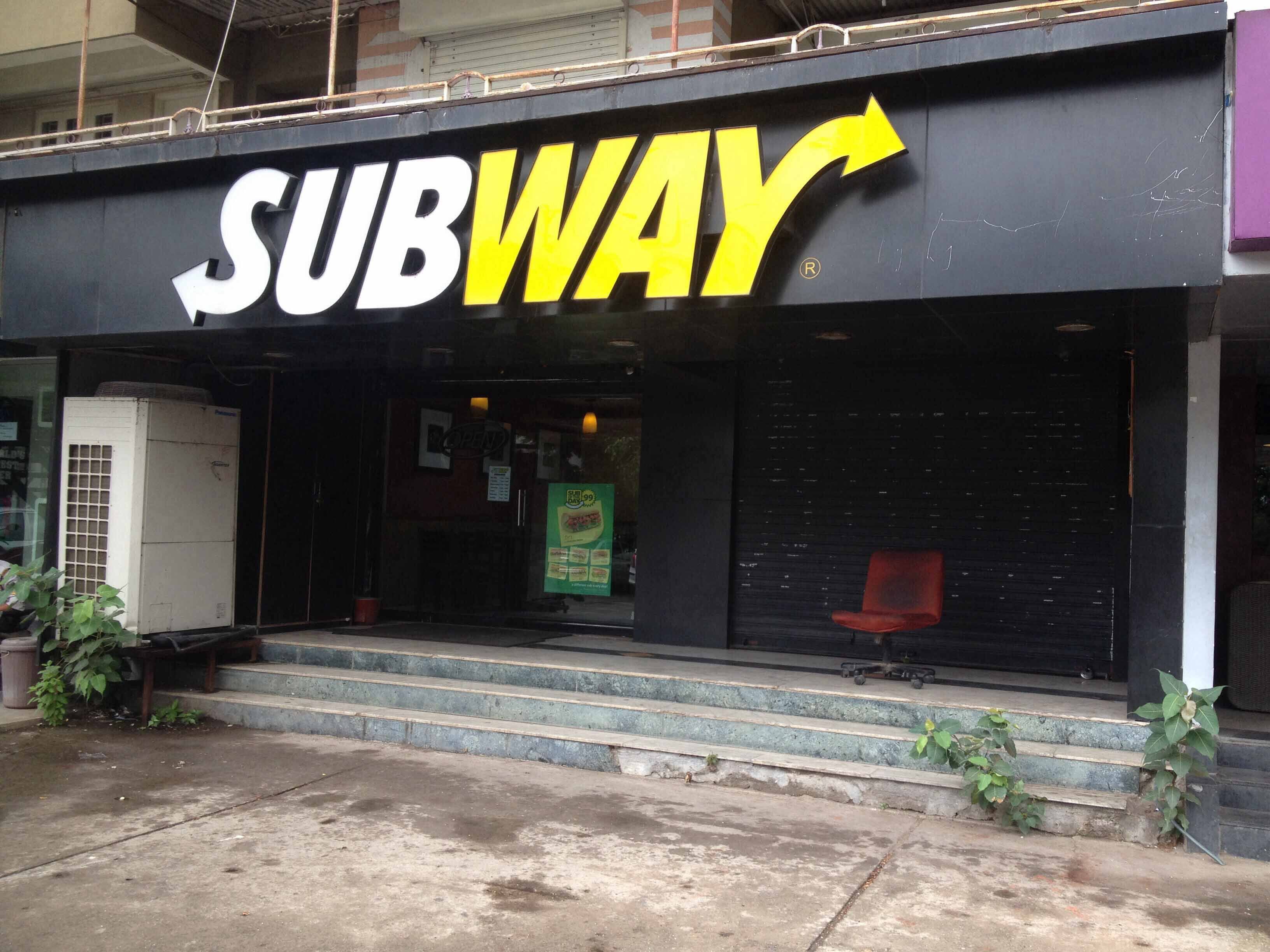 Subway, Piplod, Surat
