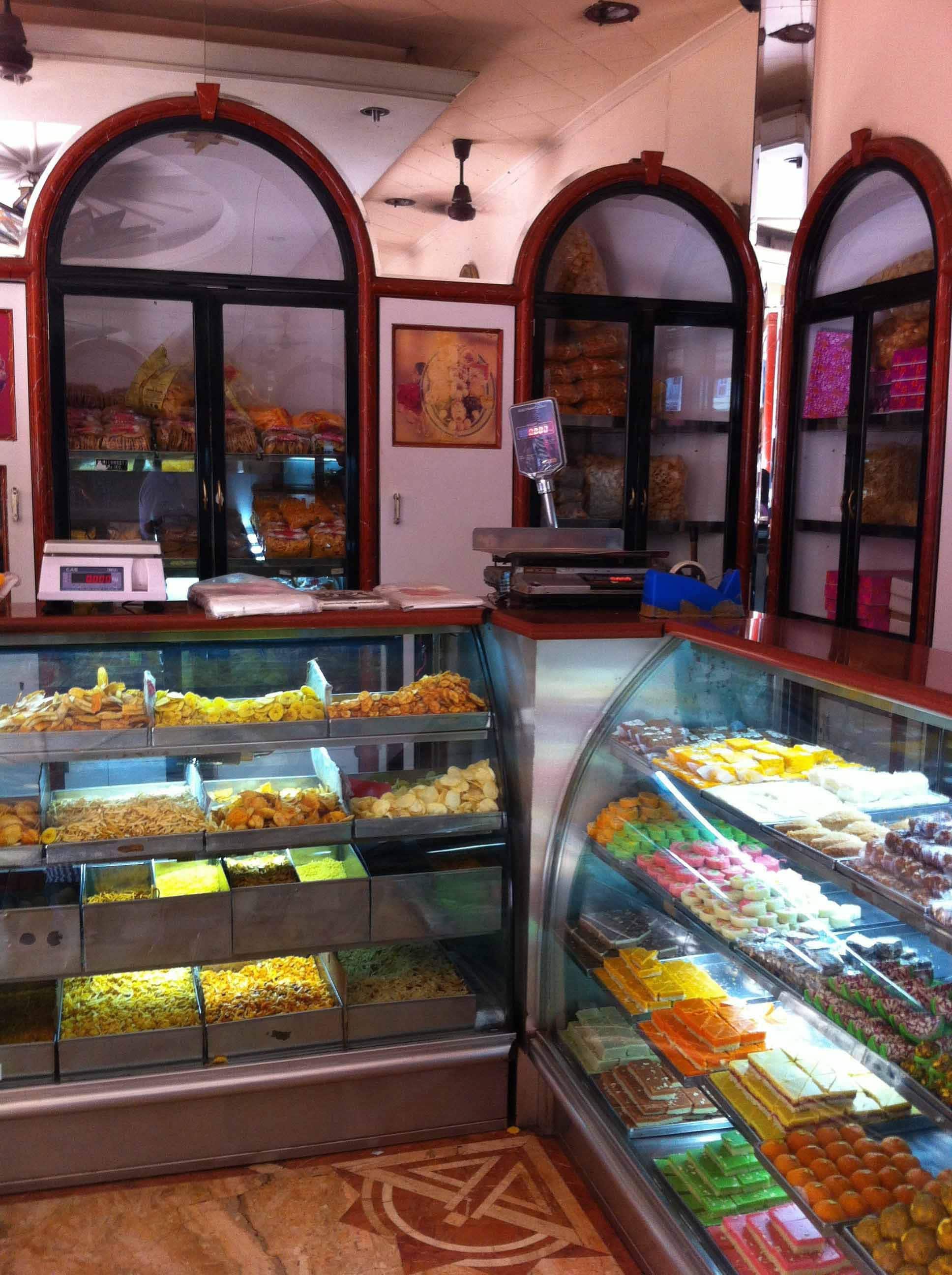 Sagar Sweets & Bakery, Mahim, Mumbai | Zomato