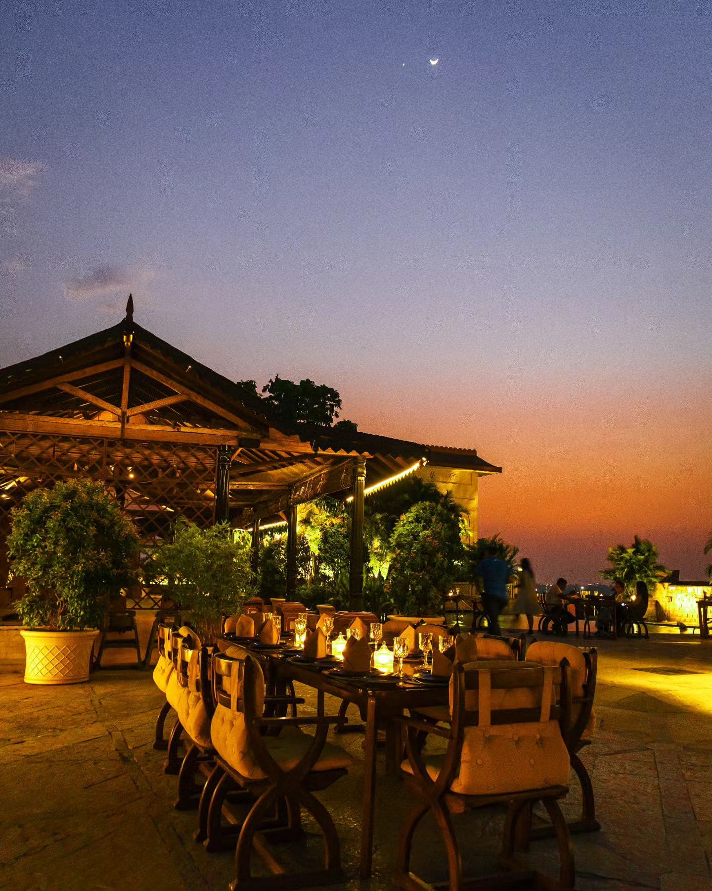 Roof Top Bar - Sheraton Grand, Bund Garden Road, Pune | Zomato