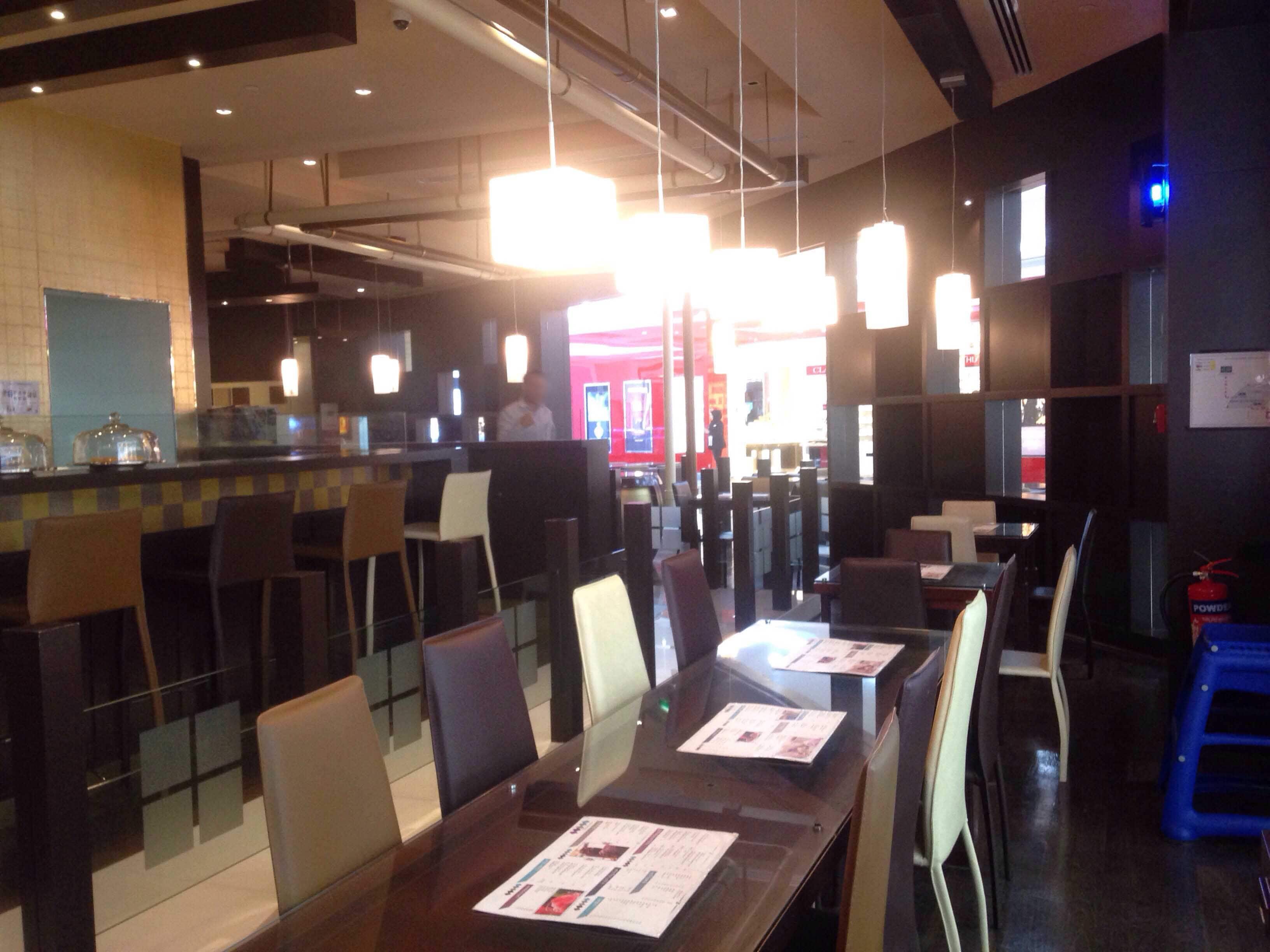 Tuile Cafe, Baniyas, Abu Dhabi