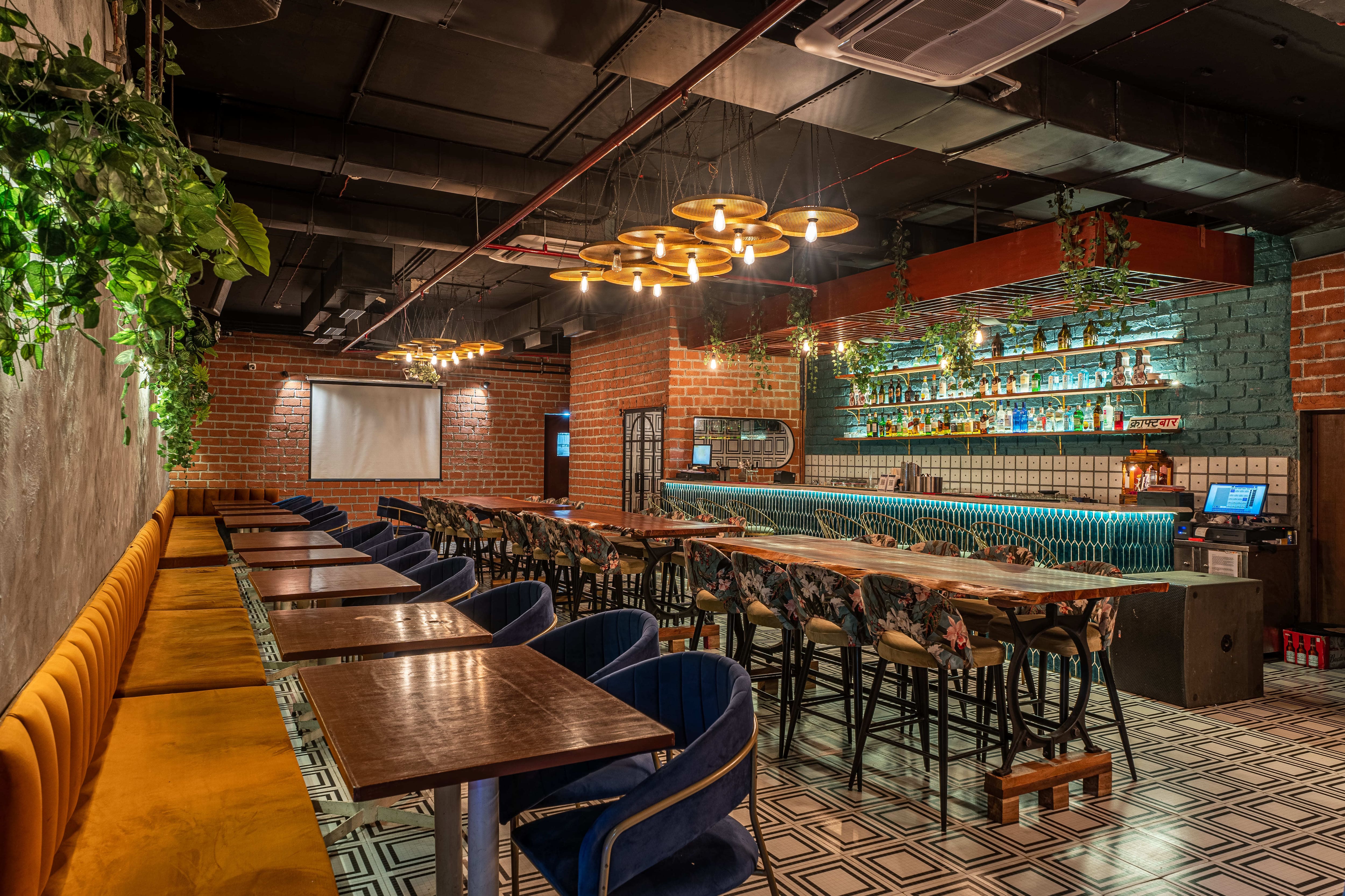 Craftbar, Bandra East, Mumbai | Zomato