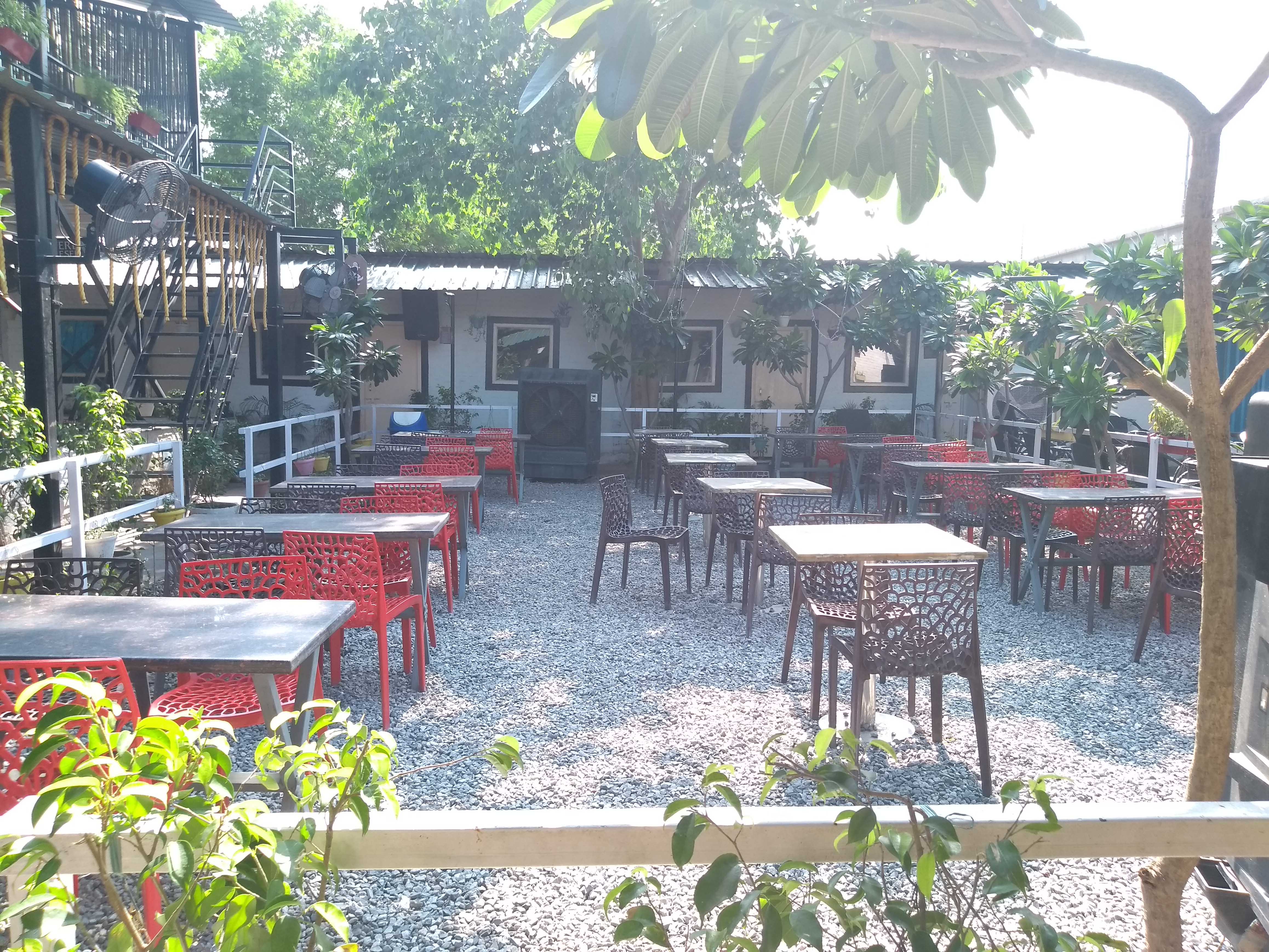 Legendary House, MG Road, Gurgaon | Zomato