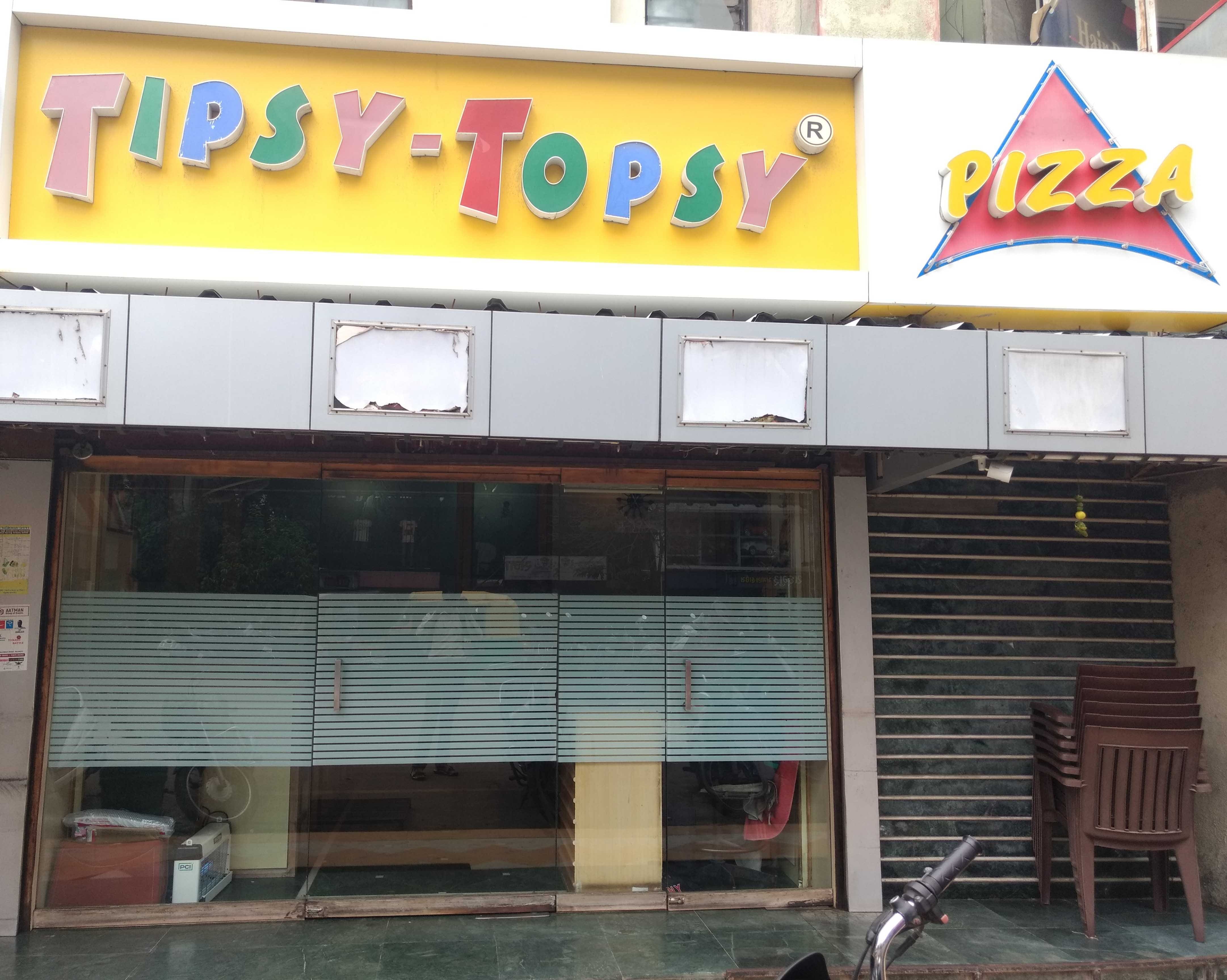 Tipsy Topsy Pizza, Dr Yagnik Road, Rajkot | Zomato