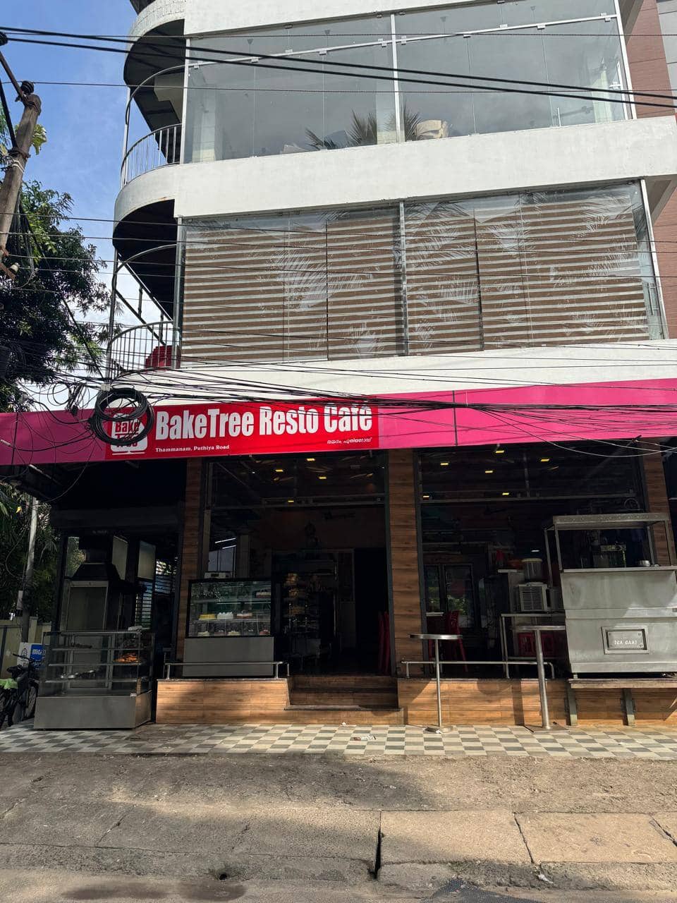 BakeTree Resto Cafe, Palarivattom, Kochi | Zomato