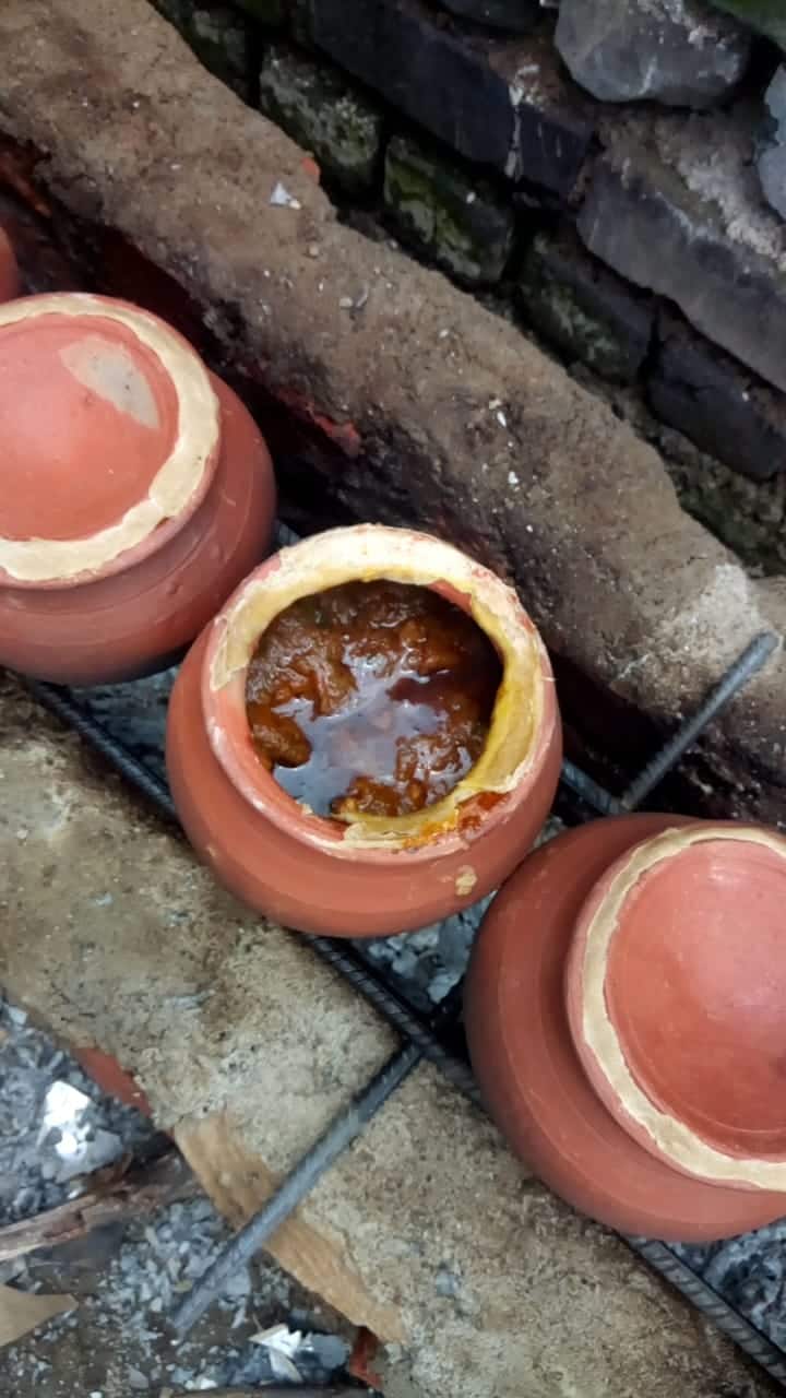 Matti Handi Mutton Chicken Curry, Birsanagar, Jamshedpur | Zomato