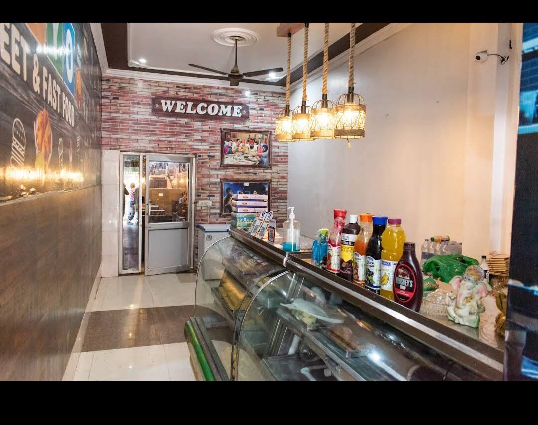 Yoyo Sweets And Fast Food Family Restaurant, Maqsudan, Jalandhar | Zomato