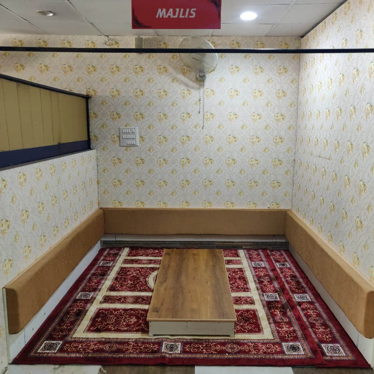 Photos of Dastarkhwan Family Restaurant, Pictures of Dastarkhwan Family ...