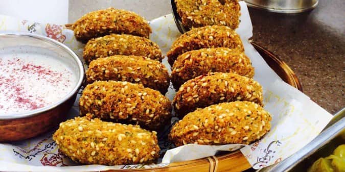 Aroos Damascus Menü, Aroos Damascus, Al Muraqqabat, Dubai için Menü ...