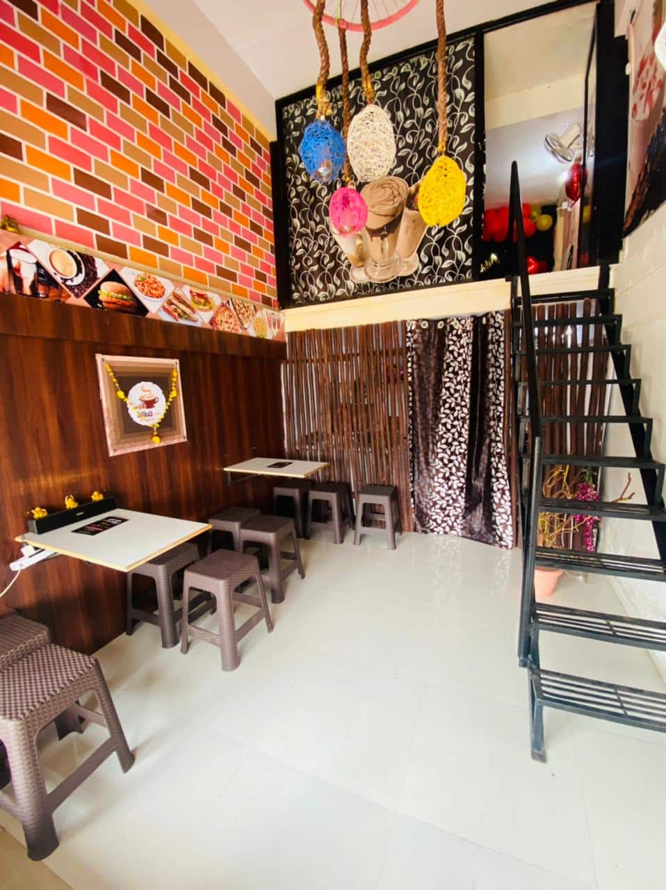 Coffee Aani Barach Kahi, Lonavala, Pune | Zomato