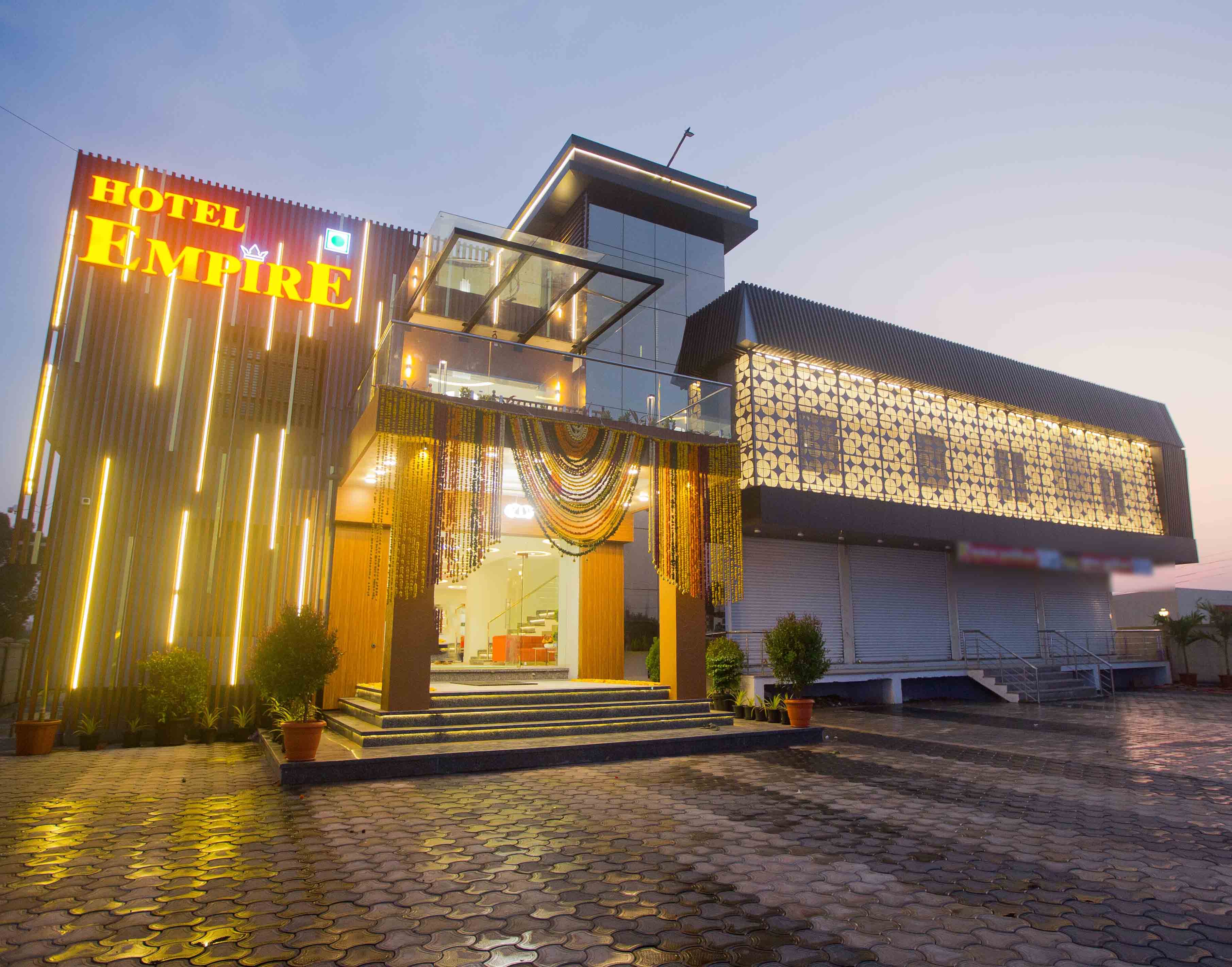Hotel Empire, Beed Locality order online - Zomato
