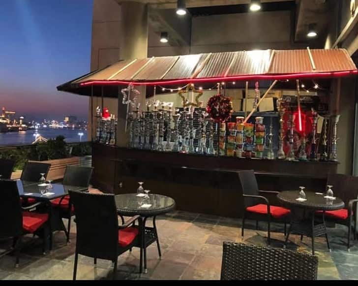Apple (Rokn Shay Tufah Cafe), Naif, Dubai | Zomato