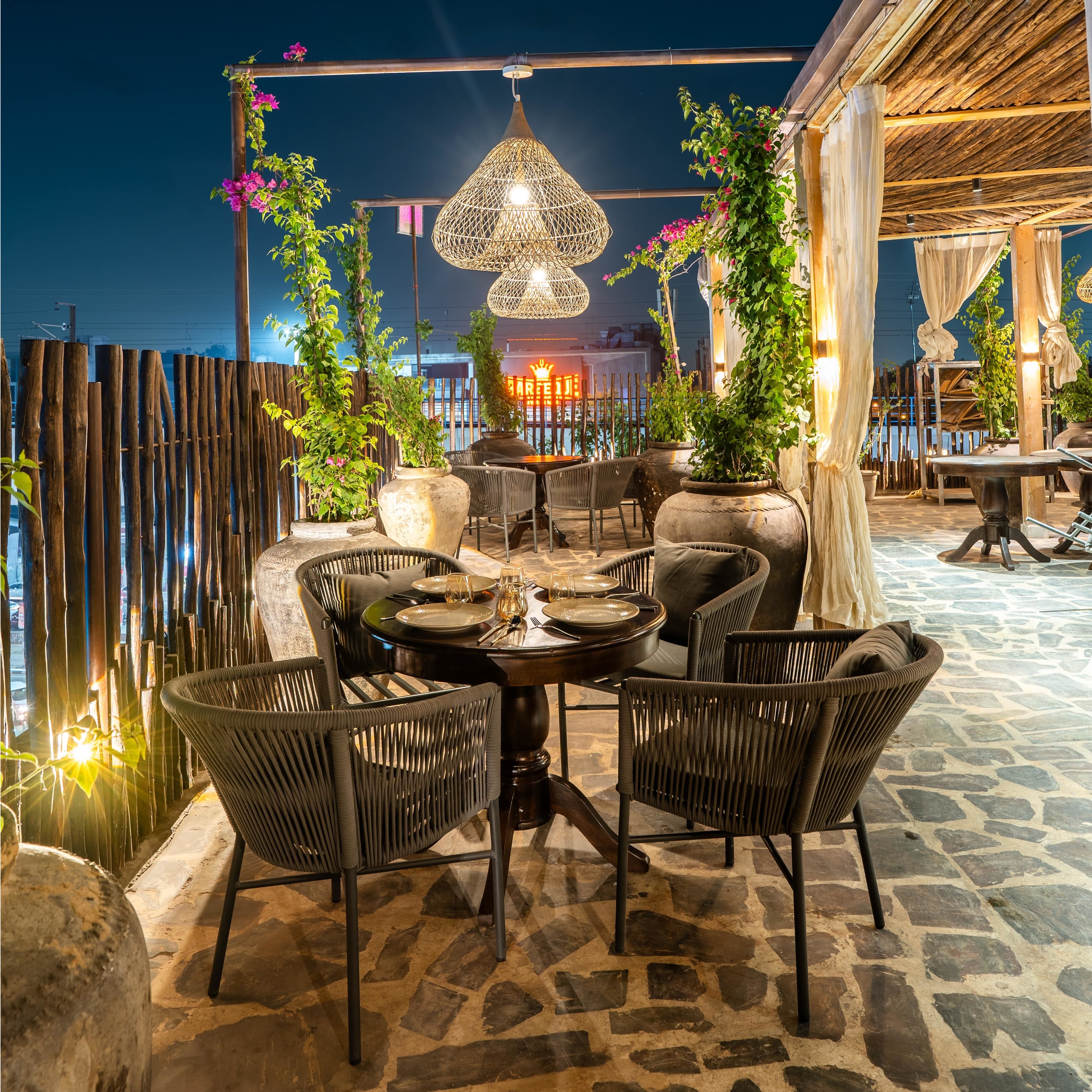 Parra By Khubani, Model Town 2, New Delhi | Zomato