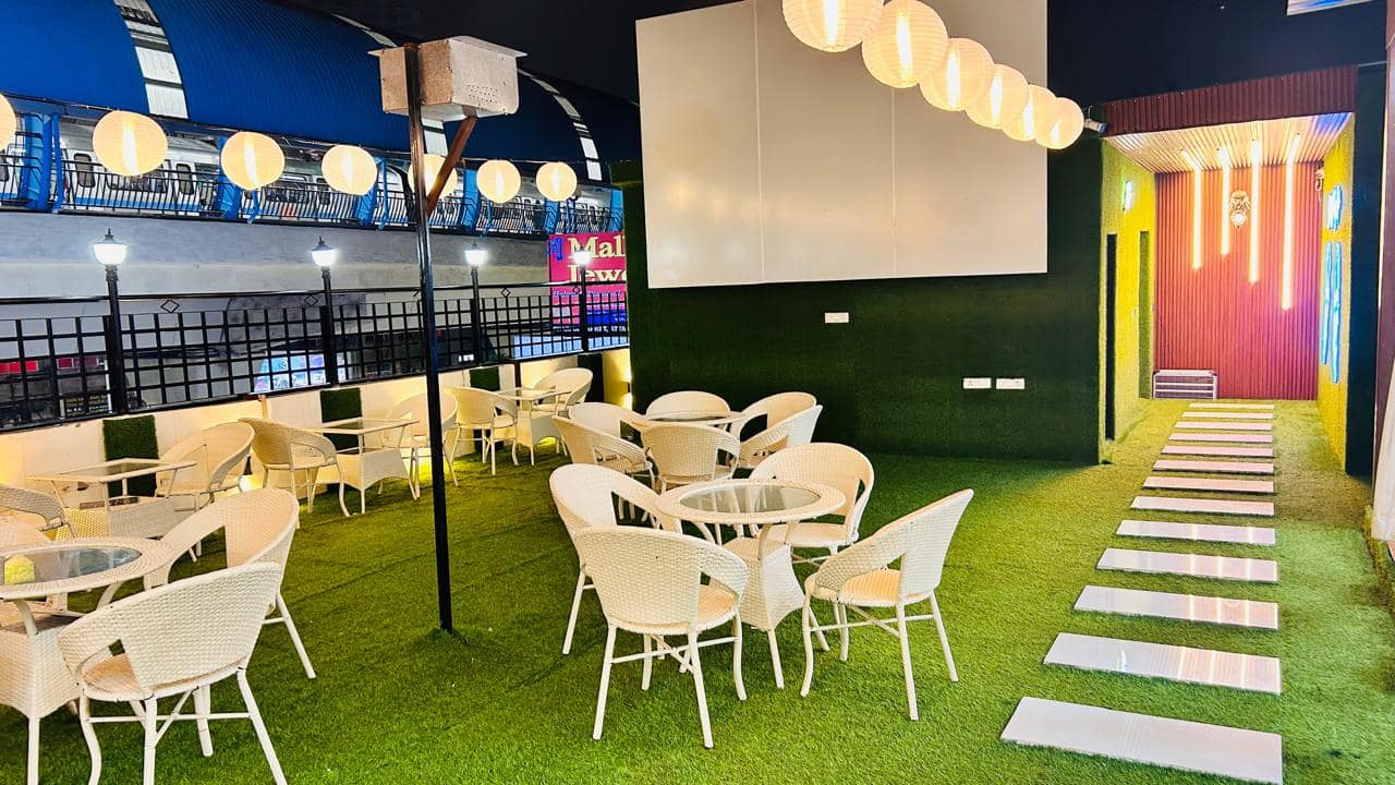 The Hawkeye Cafe & Restaurant, Sector 27, Noida | Zomato