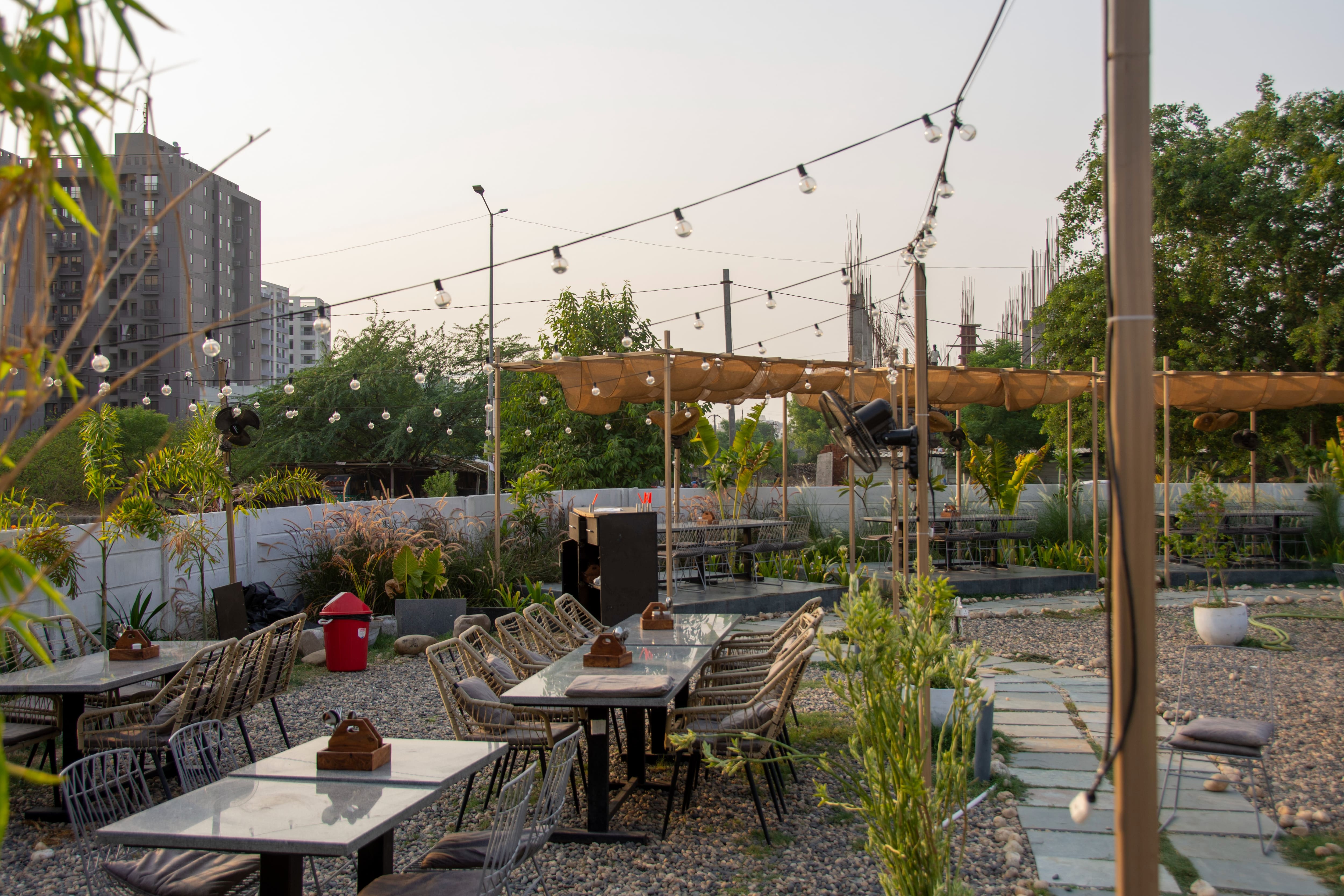 Menu of The Pattern, Bhayli, Vadodara