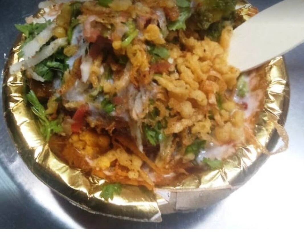 Hanuman chaat BHANDAR ( p road), Lal Bangla, Kanpur | Zomato
