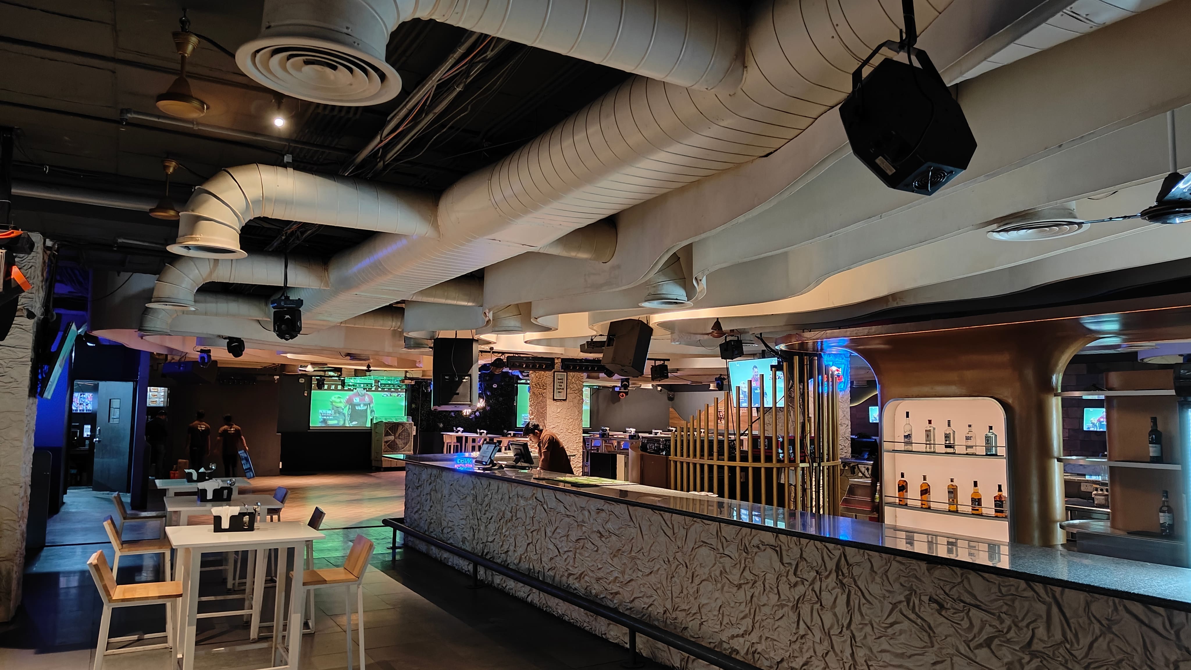 Club Rogue - Bollywood, Kondapur, Hyderabad | Zomato