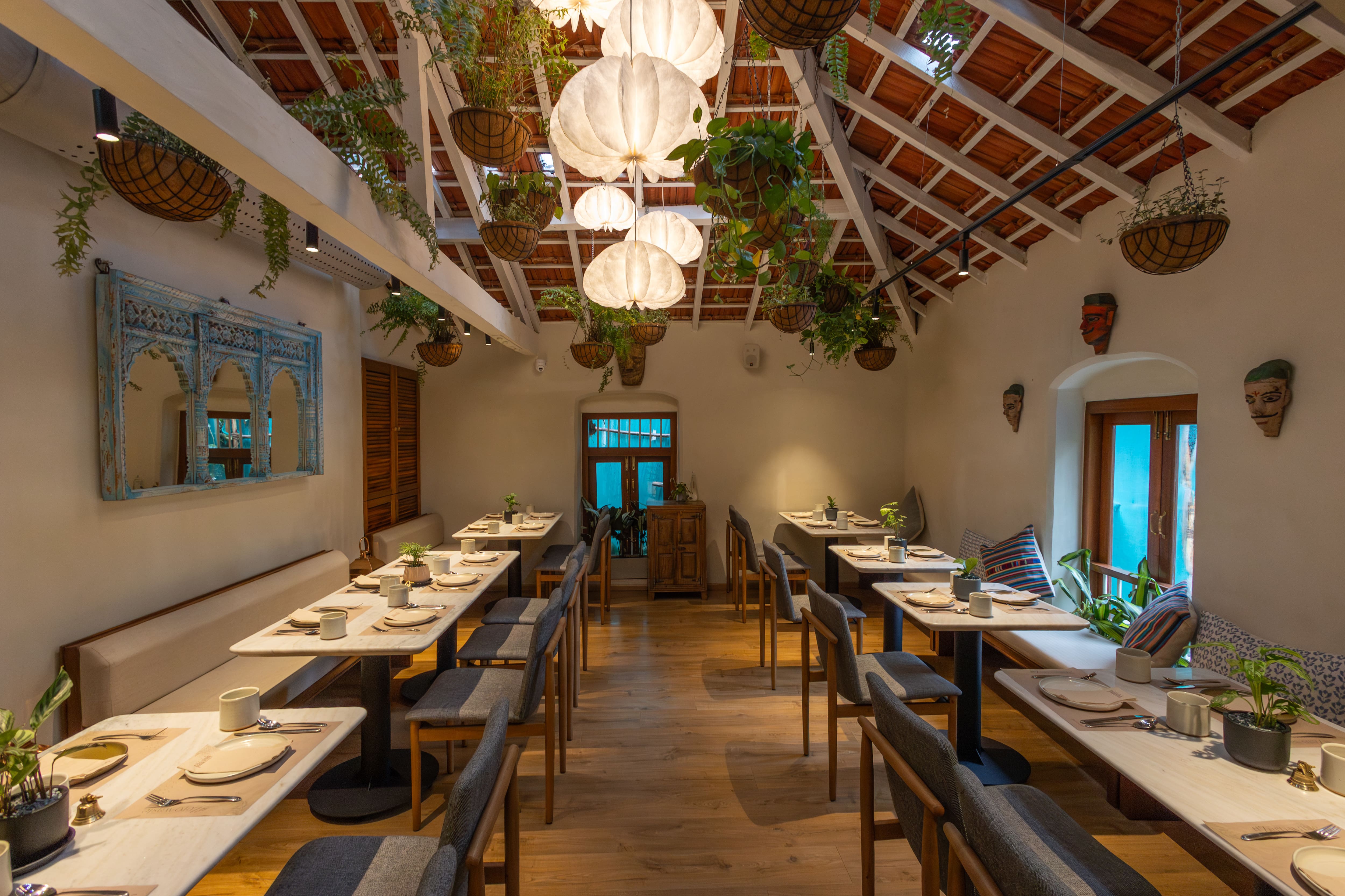 Paashh, Pali Hill, Bandra West, Mumbai | Zomato
