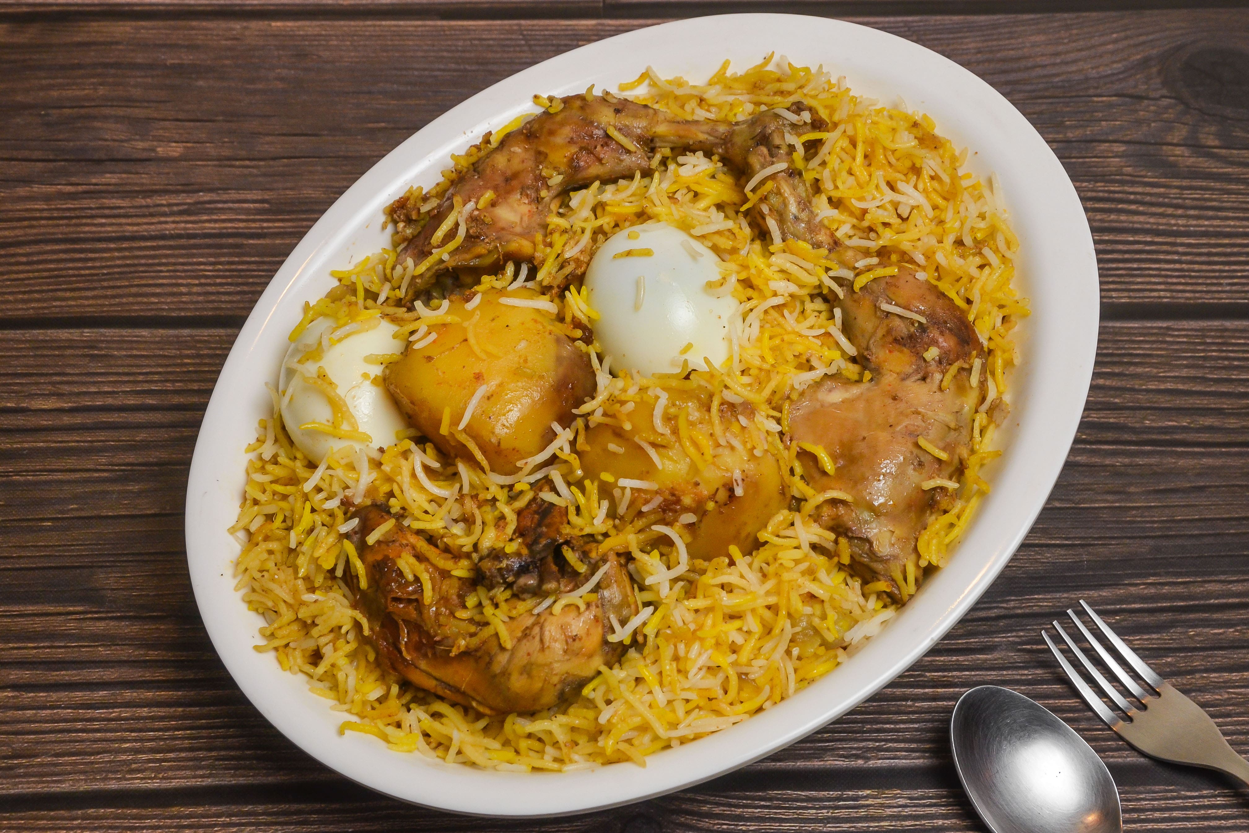 Hanglaatherium, Prince Anwar Shah Road, Kolkata | Zomato