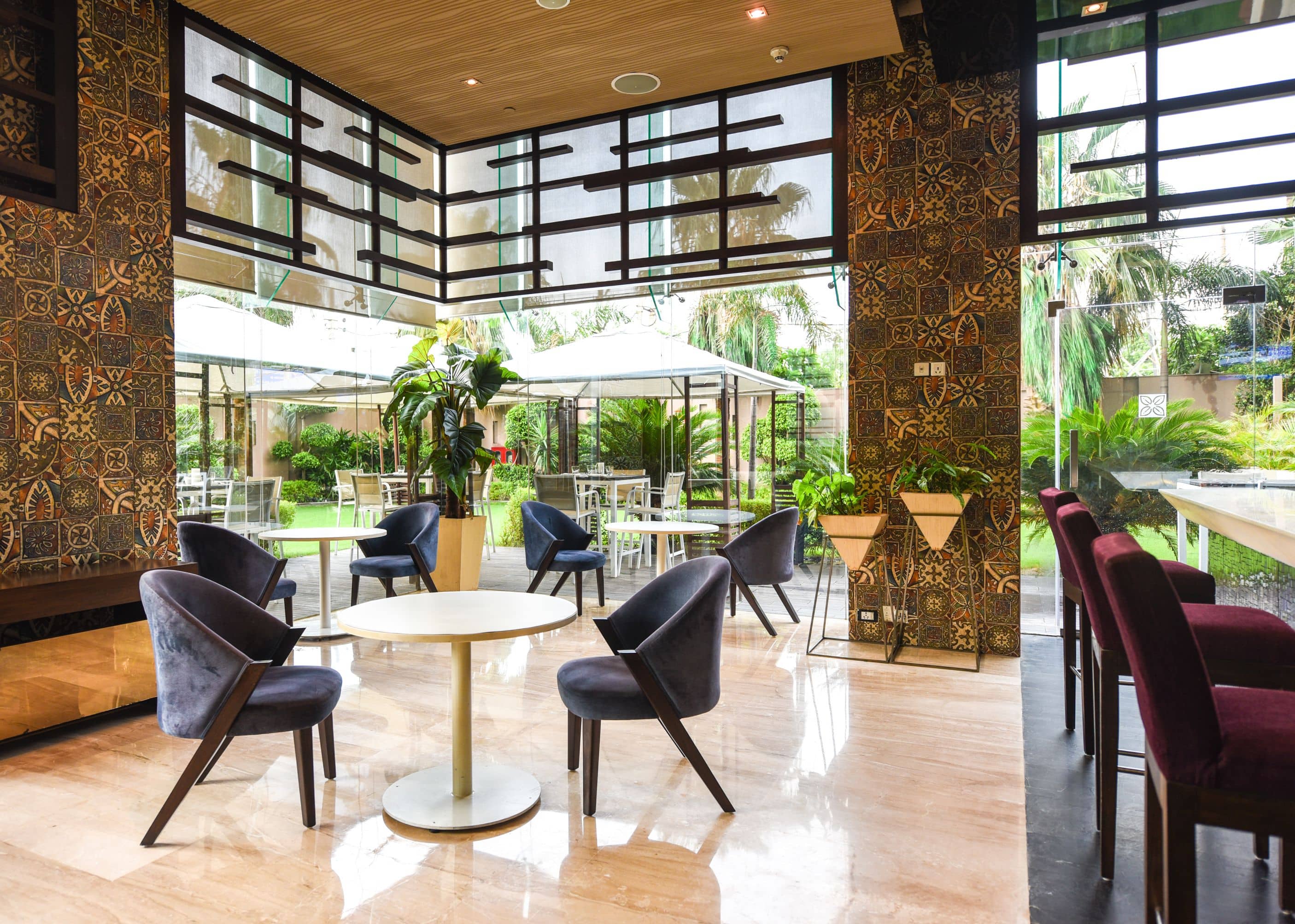 Pose - Double Tree by Hilton, Sector 50, Gurgaon | Zomato